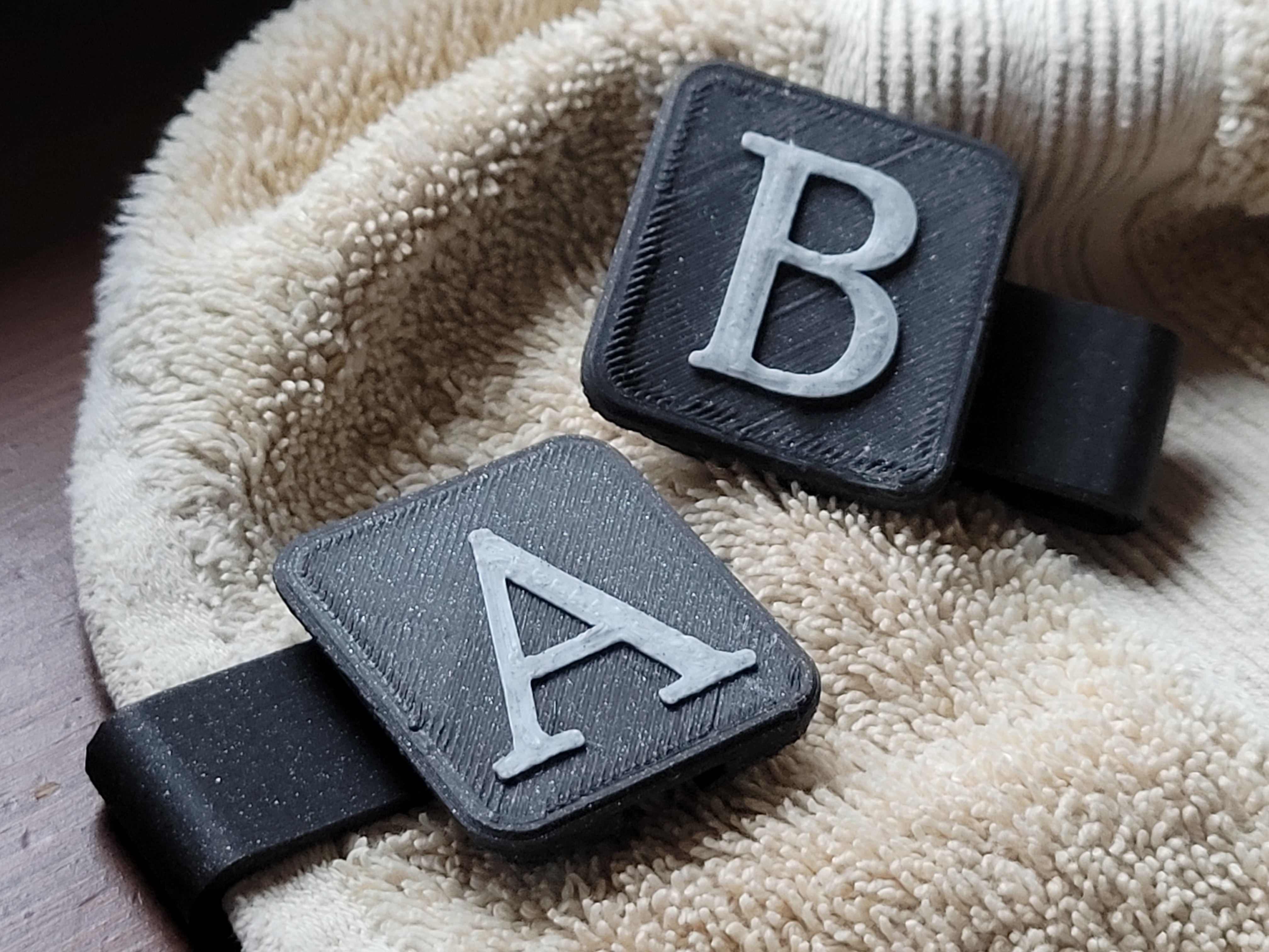 Minimalist Towel Labels for Organization by PrismaPrints | Download ...