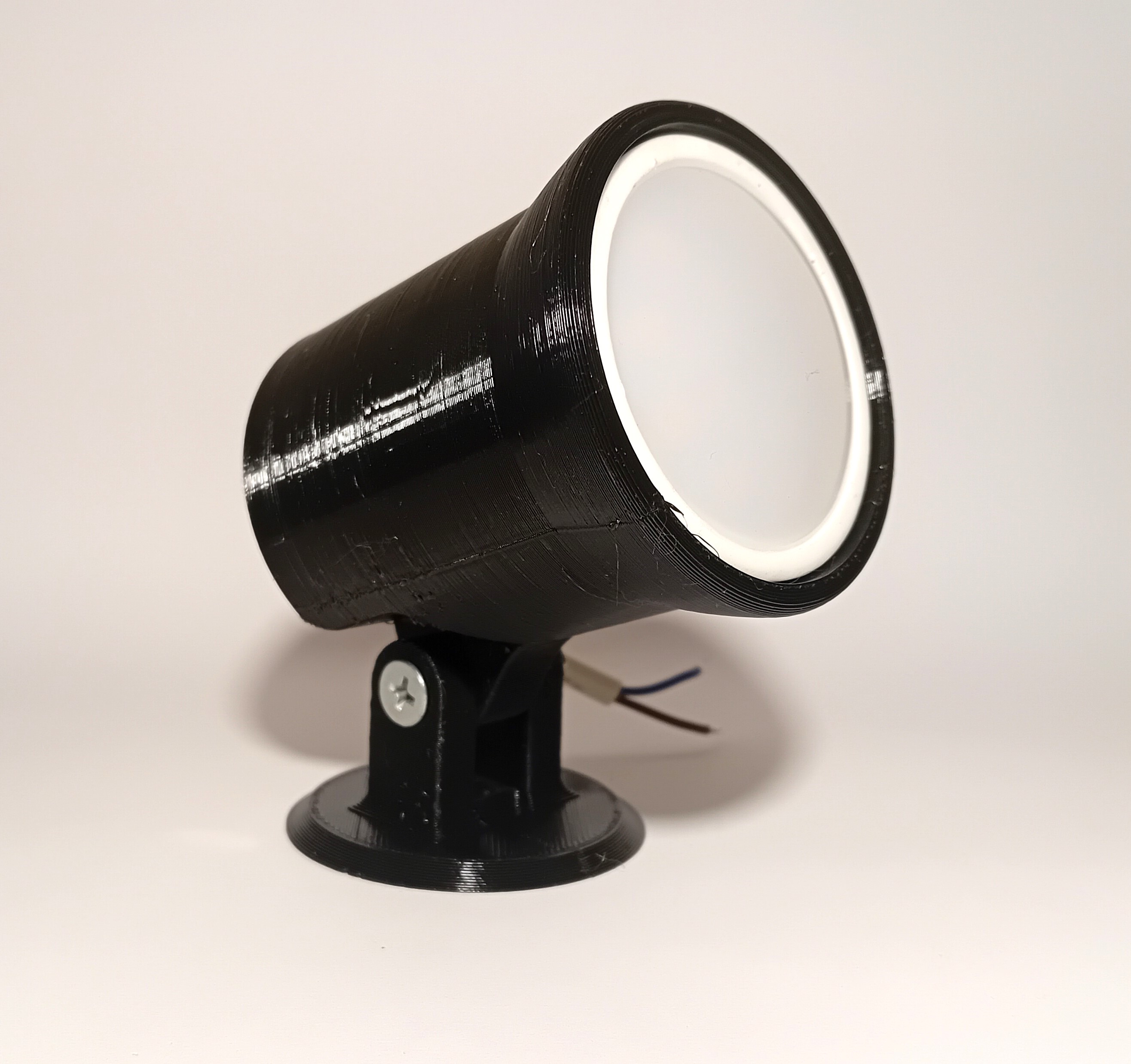 Foco Led by Imprimundo | Download free STL model | Printables.com