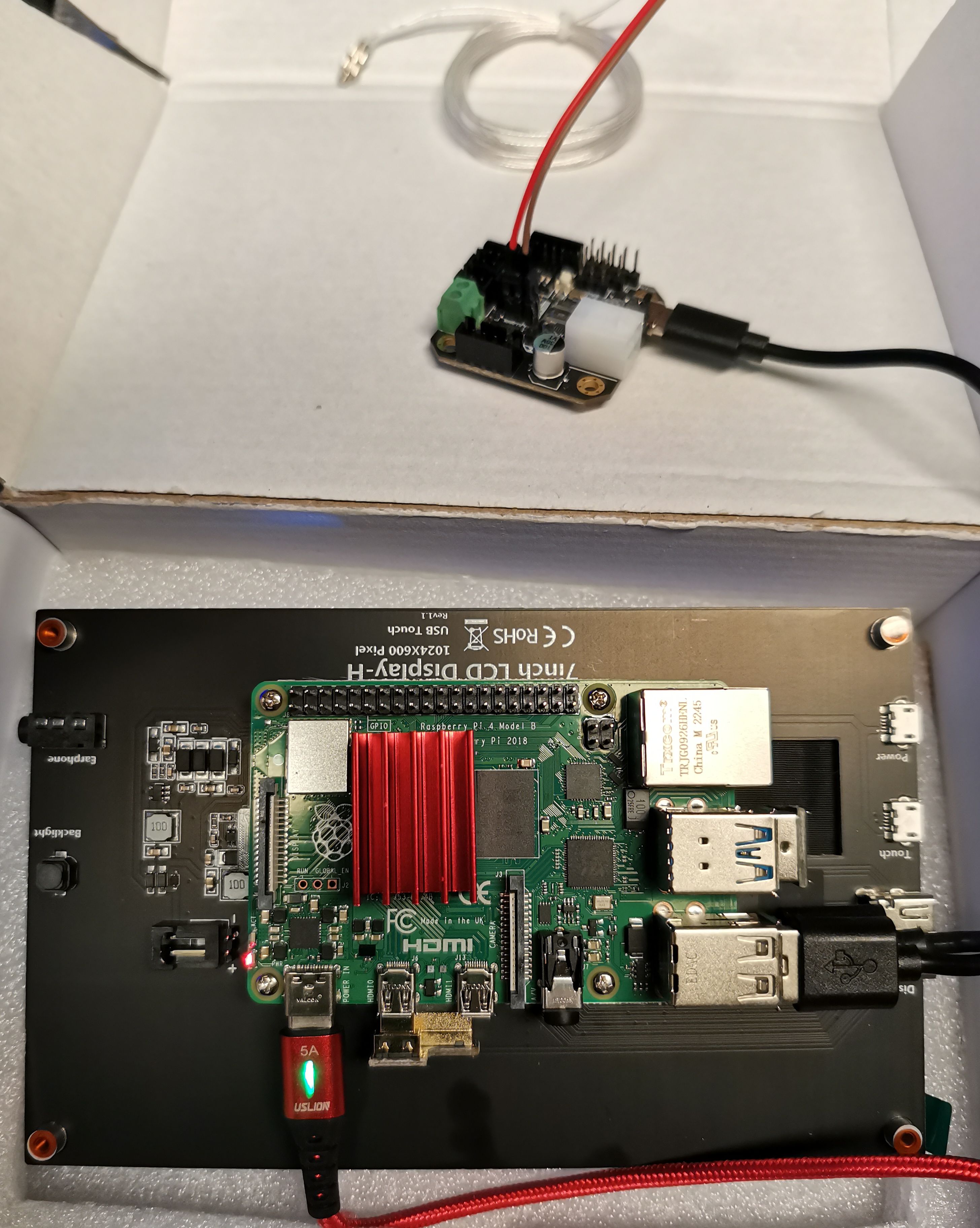 Pi4b-7 inch touch screen case by echt | Download free STL model ...