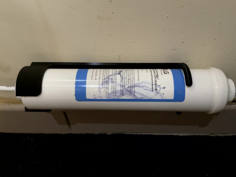 Water Filter Cartridge Holder by lewosh | Download free STL model ...