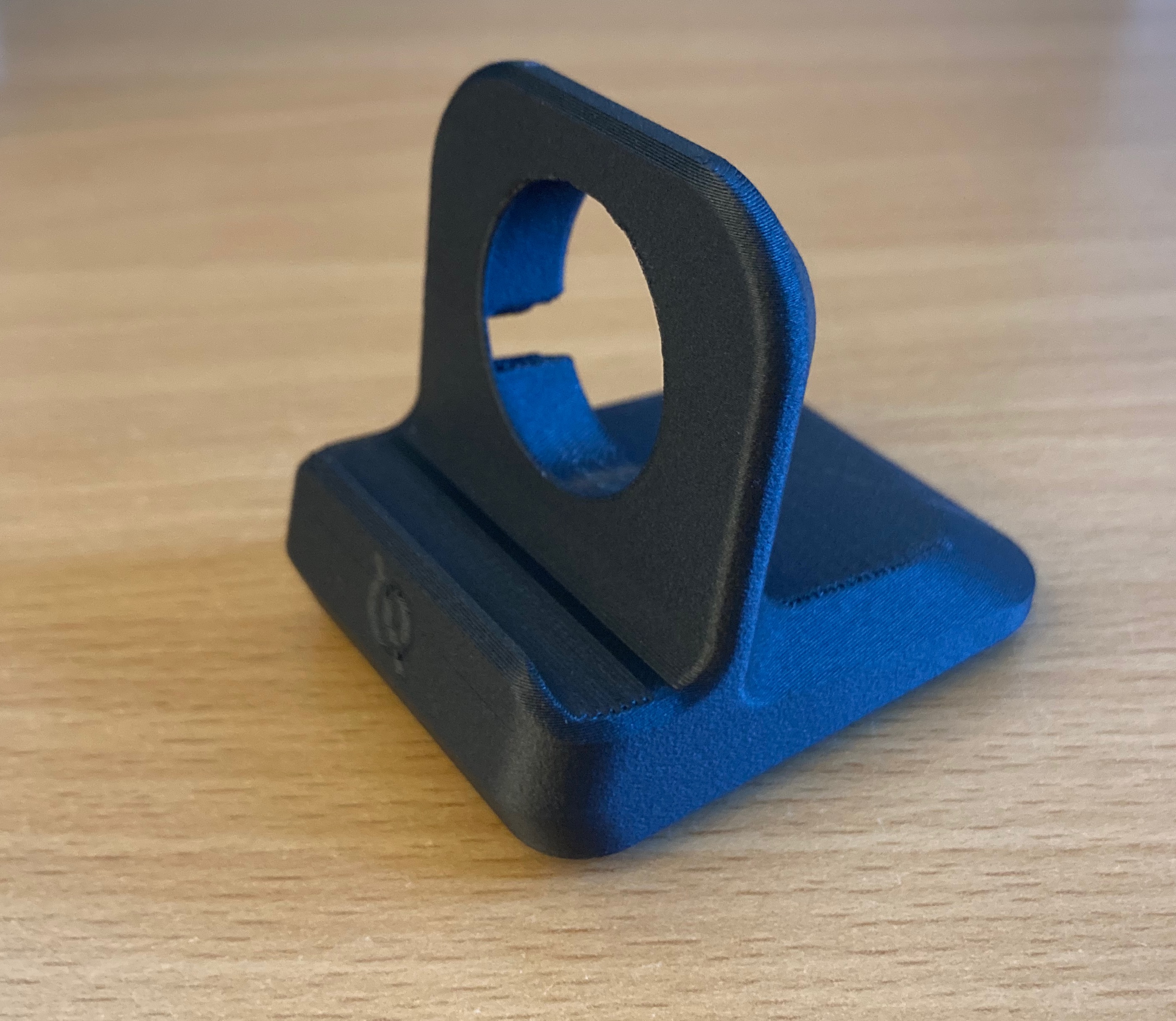 Apple Watch Charger Stand - Spigen based by 4DimK | Download free STL ...