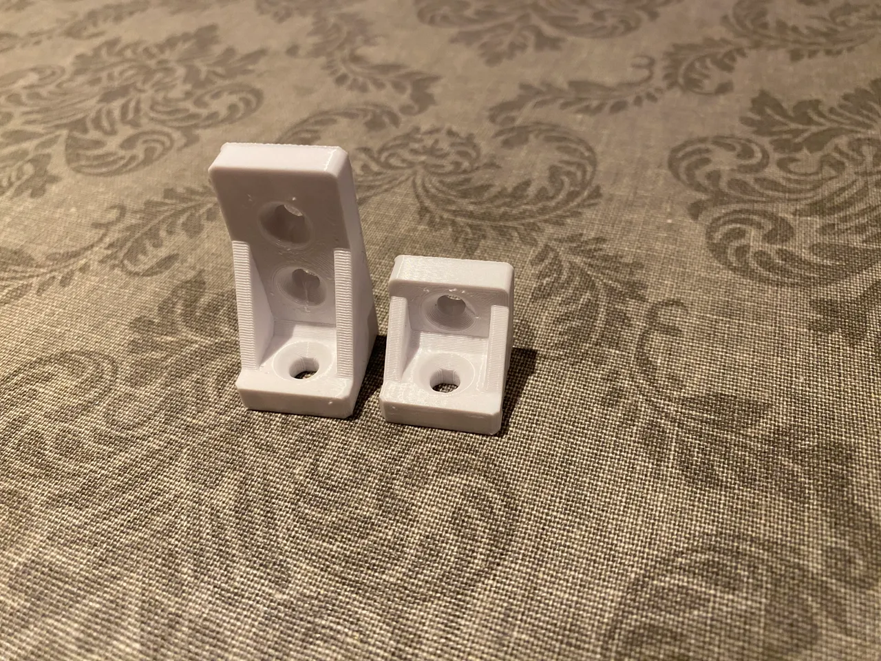 Updated: Bracket bundle: 14 L-brackets and 16 corner braces (3mm and ...