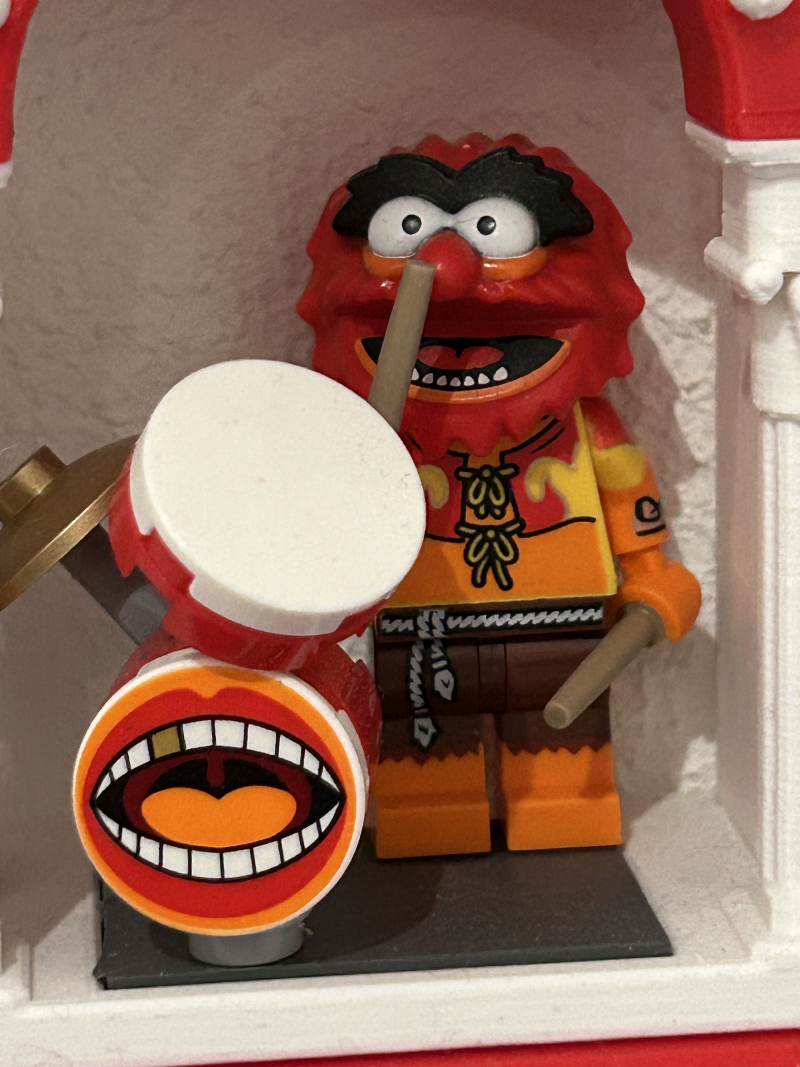 Lego - Muppet Mini Figure Base Plate - Anima by Stefan T. | Download ...