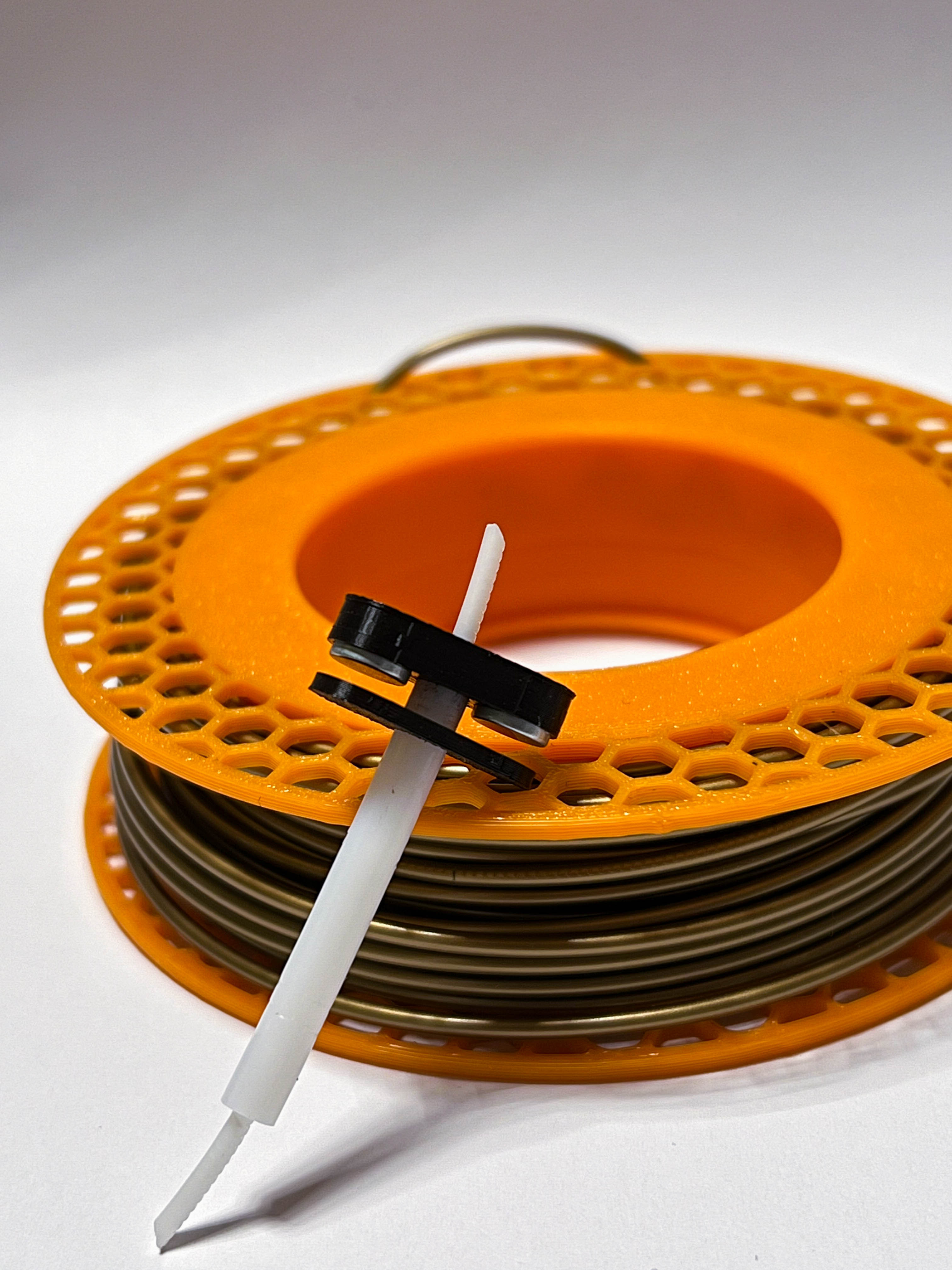 Yet another magnetic PTFE connector (6x3mm) by Lvnatic | Download free ...