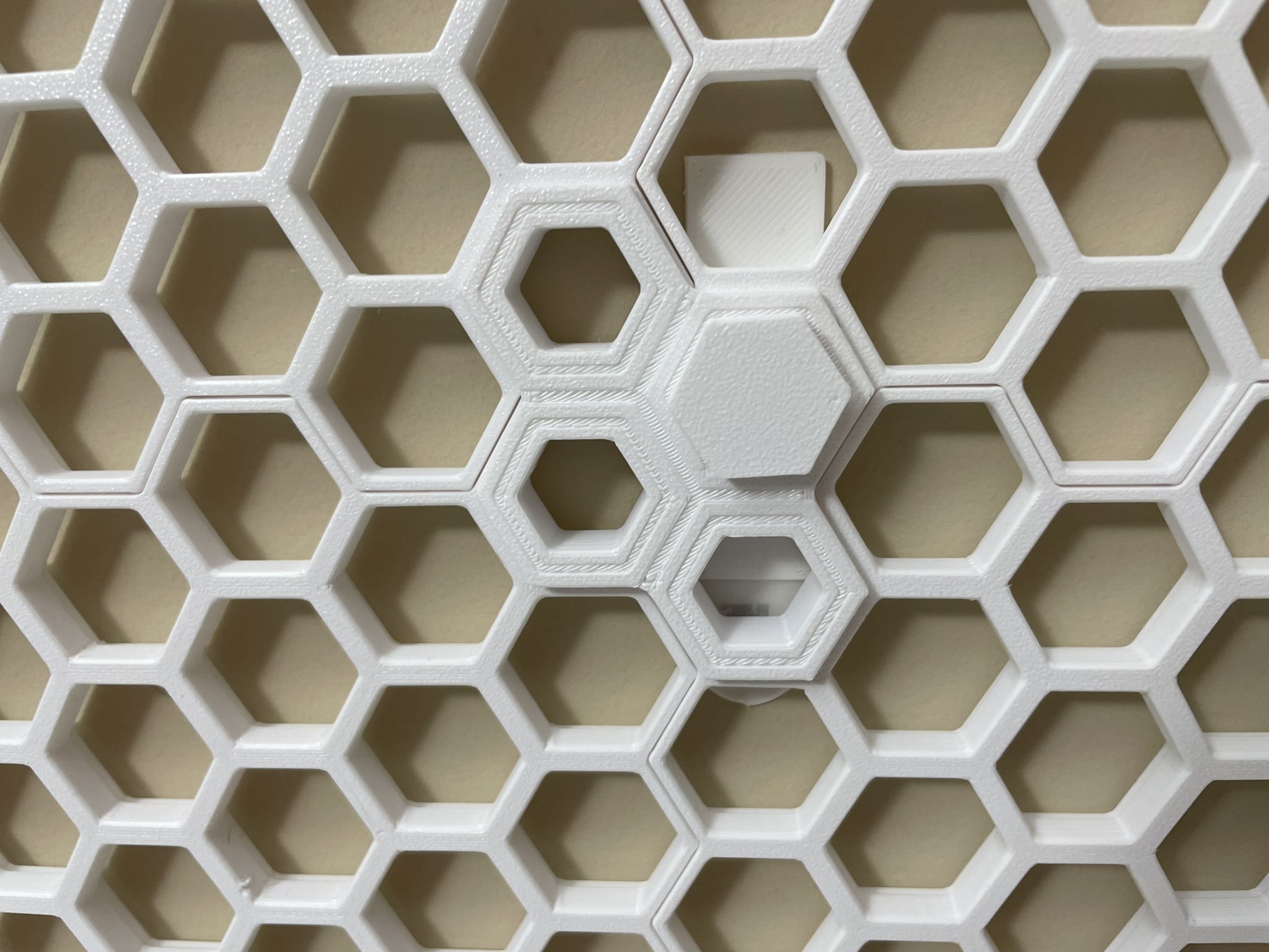 Honeycomb Wall Command Strips Mount By Gminnick Download Free Stl Model 