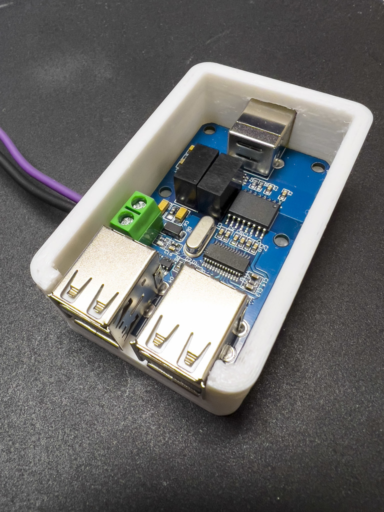 USB-ISO-X4 case by bogdankecman | Download free STL model | Printables.com