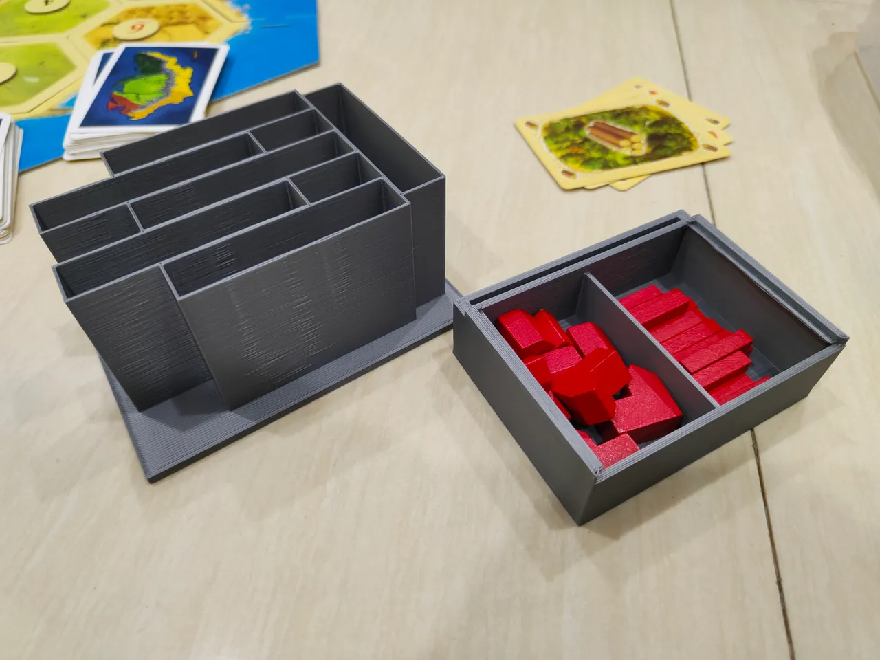 Board Game Card Holder by Suren | Download free STL model | Printables.com