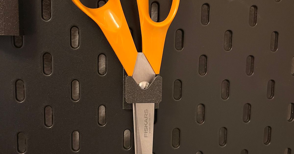 Skadis / Skådis - Fiskars scissor holder by foxontherun | Download free ...