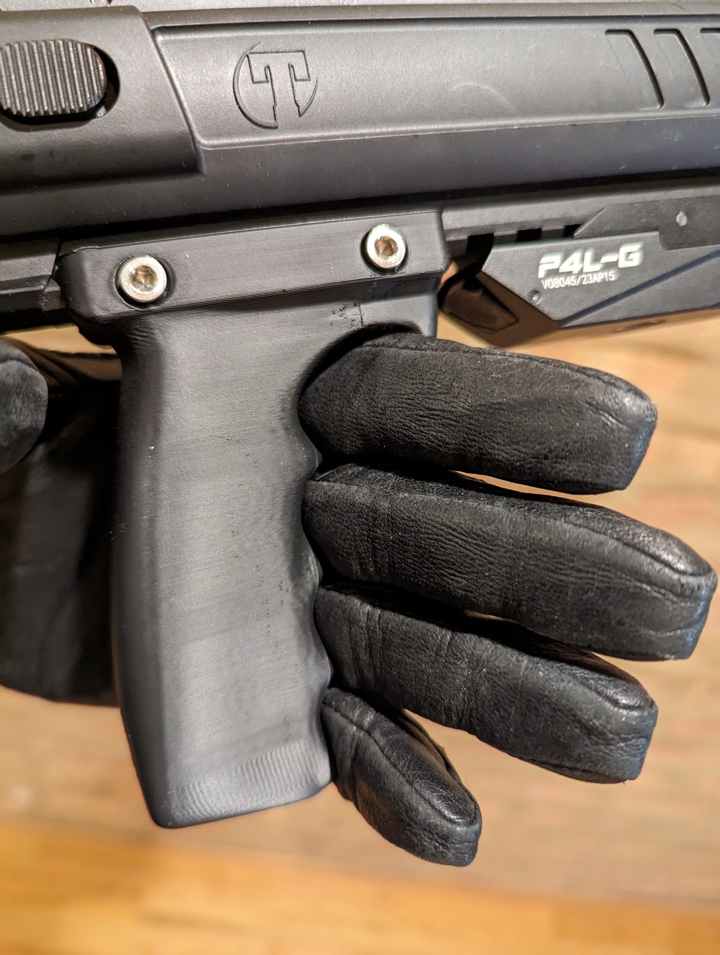 Hyper Ergonomic Vertical Foregrip by Portmanteau | Download free STL ...