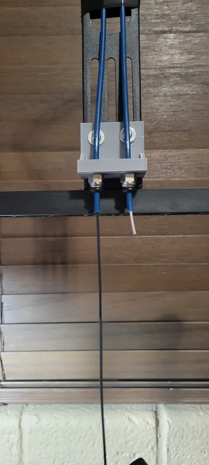 Bowden Tube Brackets for ENDER3 3V SE by Mudbug63 | Download free STL ...