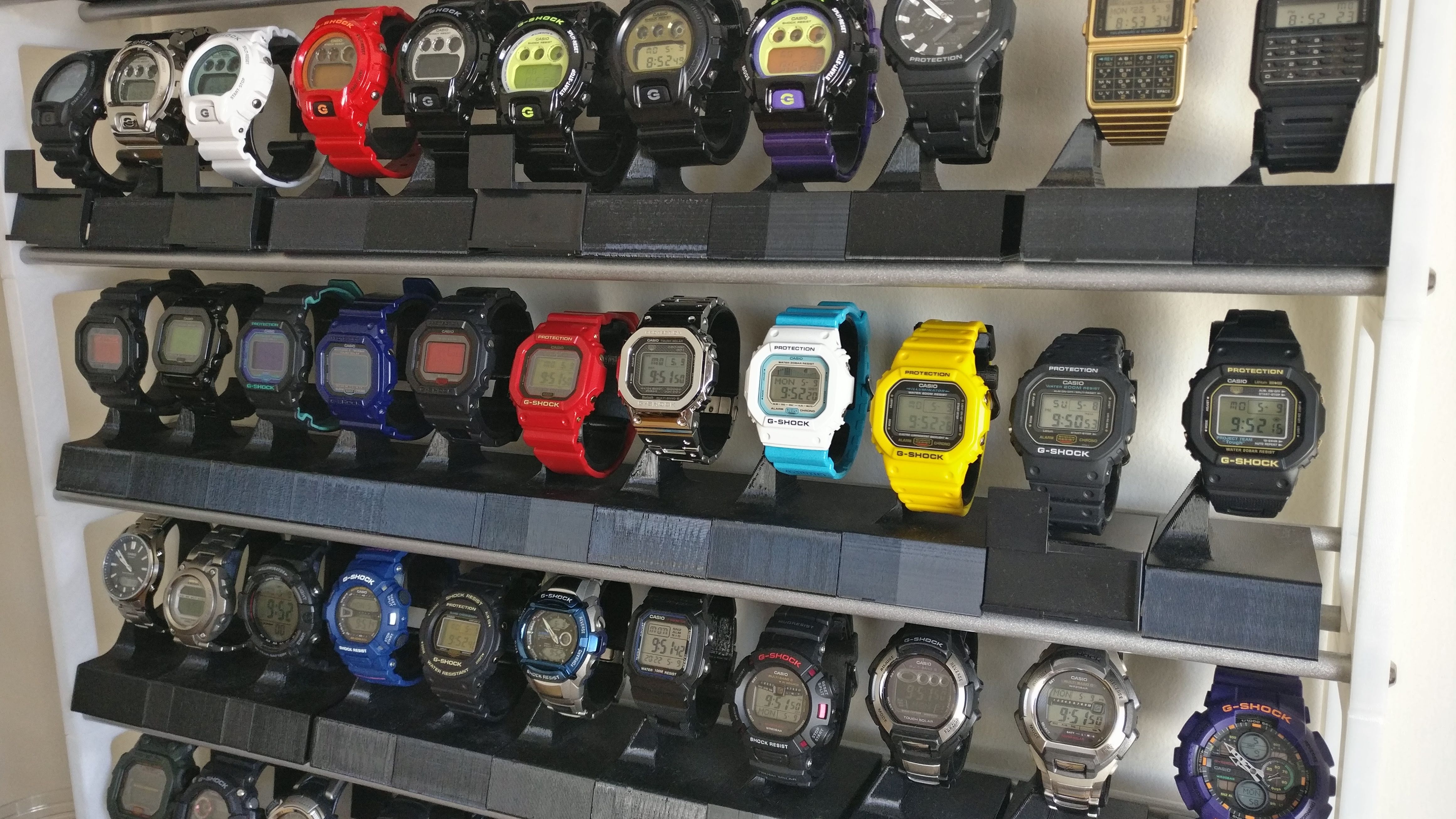 Casio Style Watch Holders for Various Wrist Sizes, No Supports Needed ...