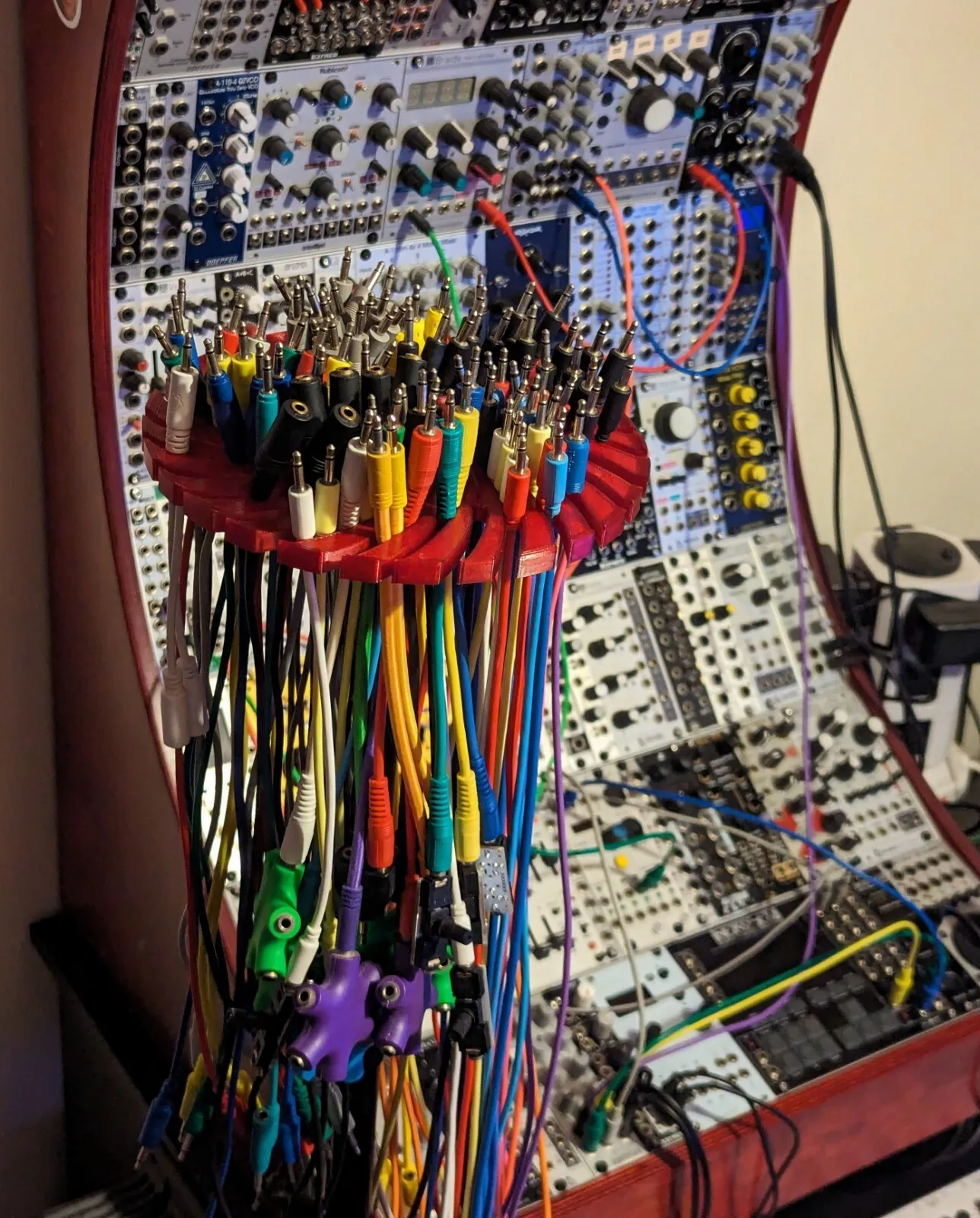 Event Horizon: Circular patch cable holder / hanger for eurorack ...