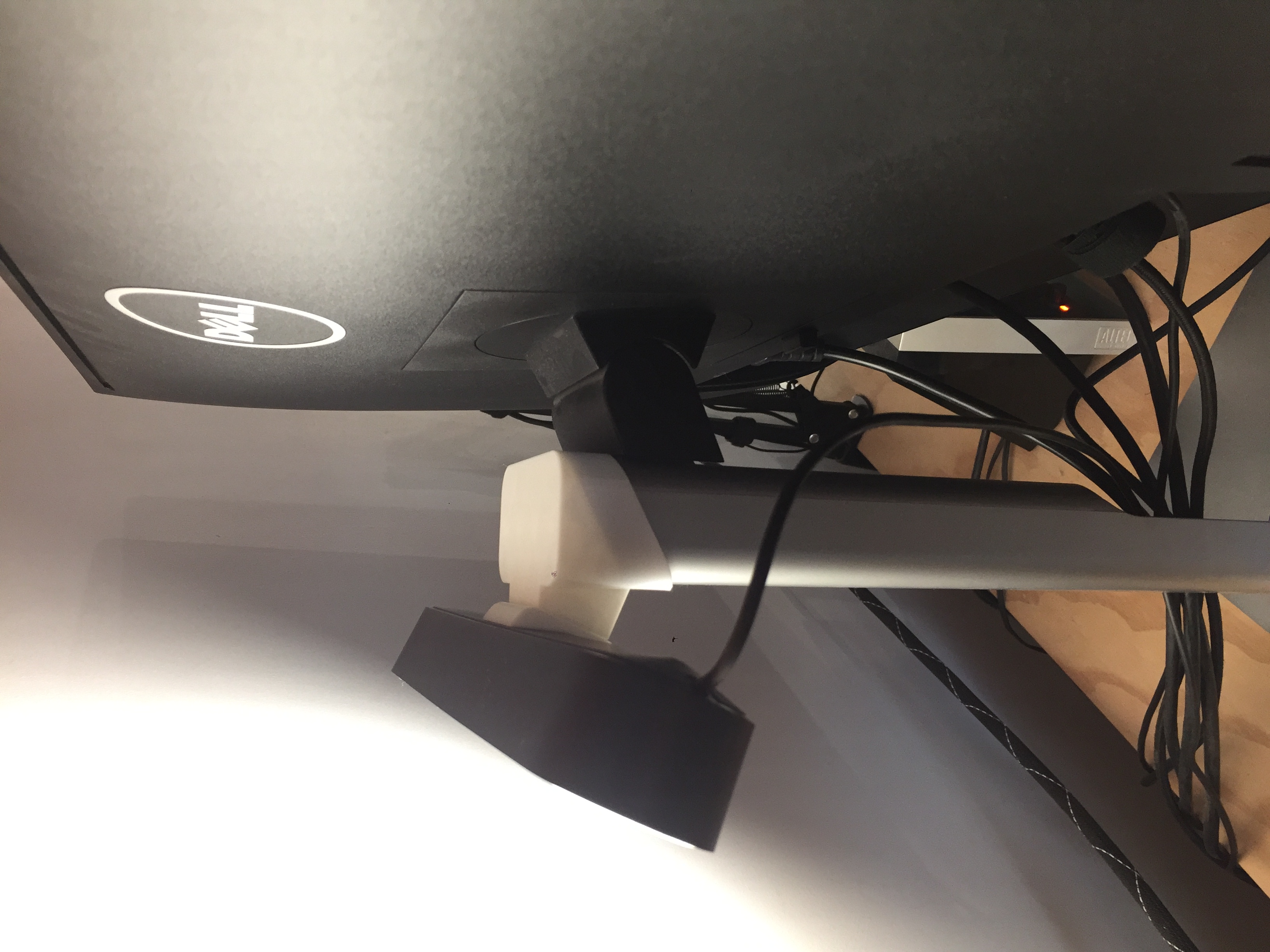 Phillips Hue Play Bar holder for Dell P2715Q Monitor with dovetail ...