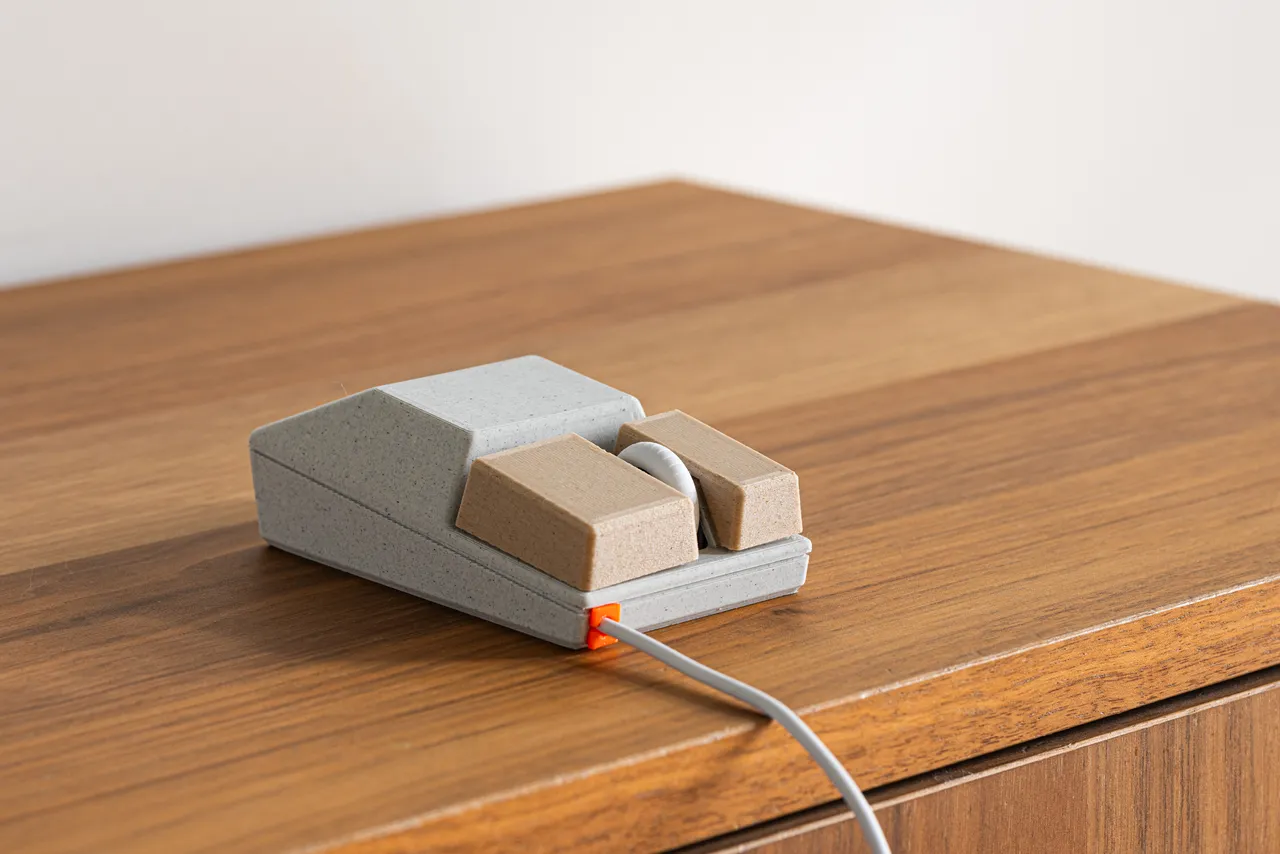 Logitech M100 Retro Case by Retron Print | Download free STL model ...