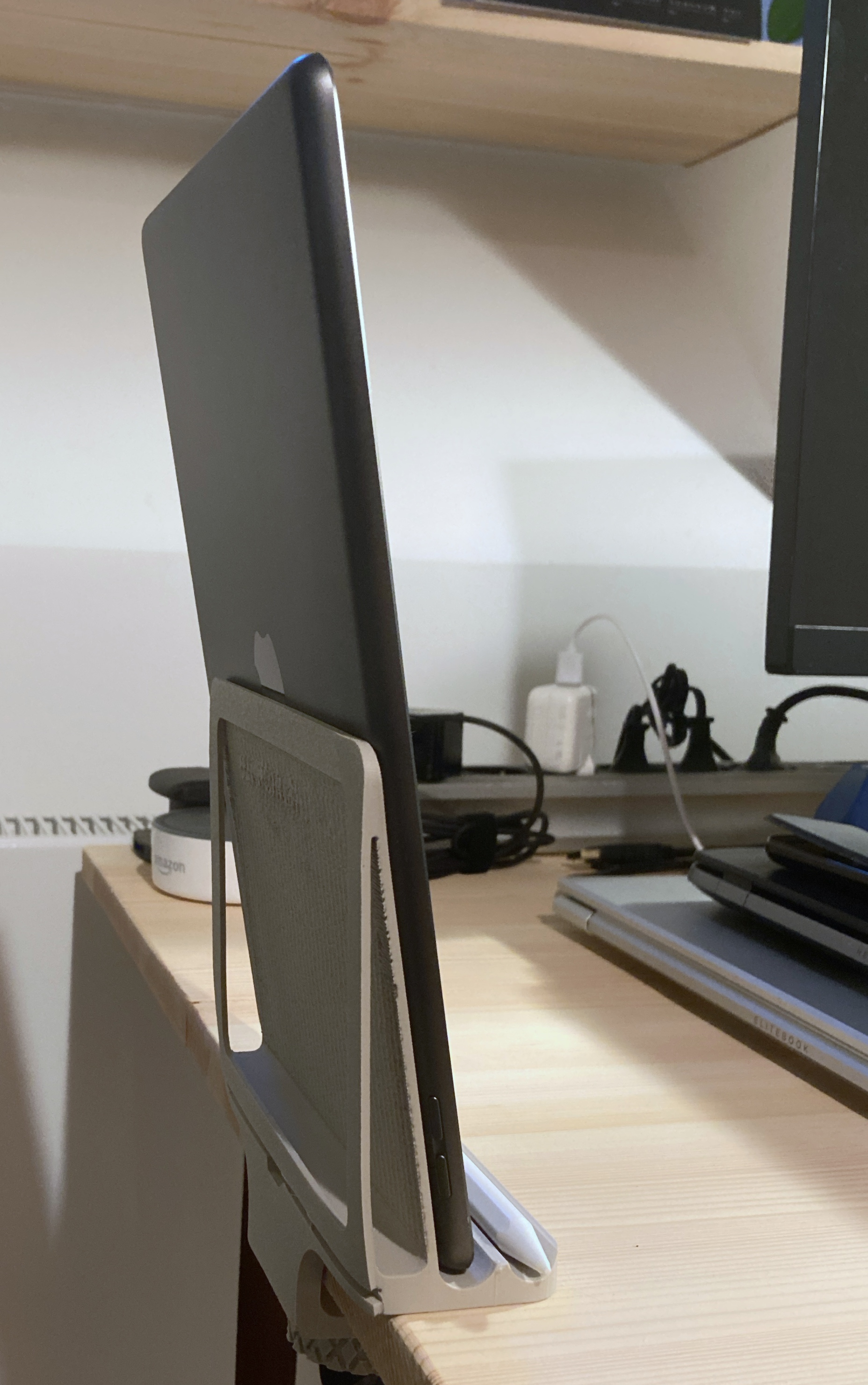 Tablet/Cellphone Stand for more Desktop Space by Proono | Download free ...