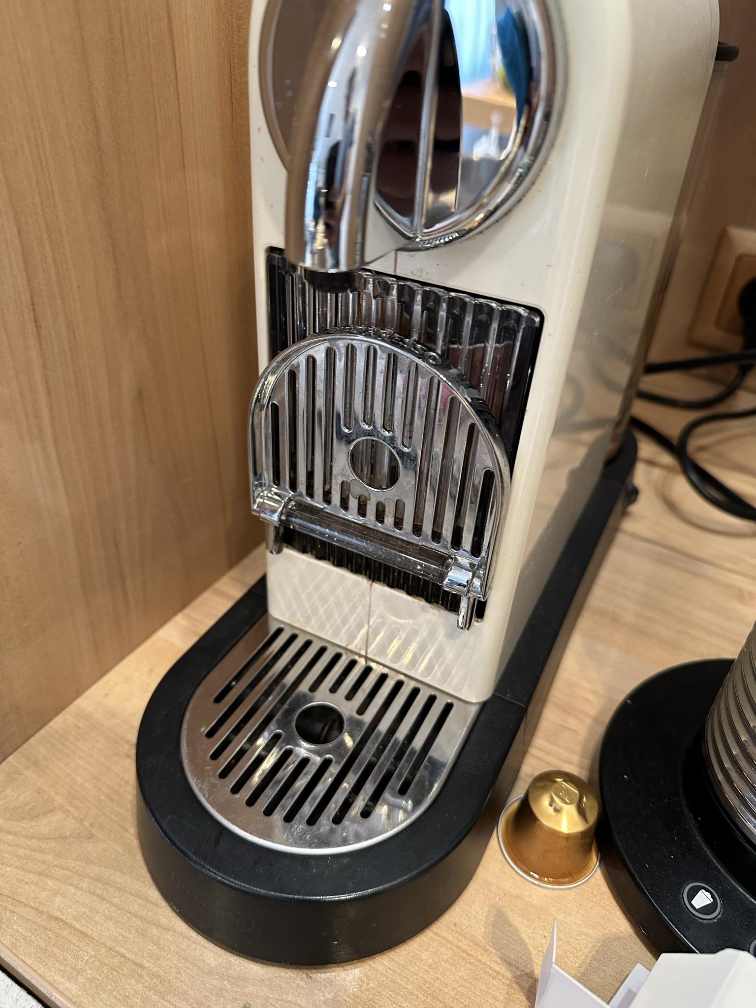 kávovar nespresso bottom by Tomáš Kaleta | Download free STL model ...