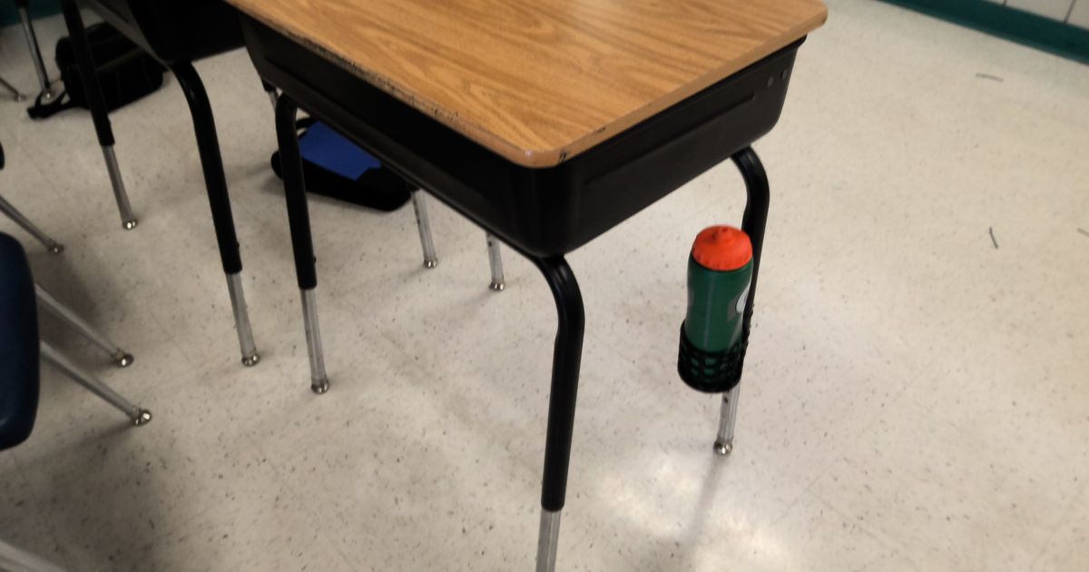 Bottle Holder for Desks/Tables by Fsiaux | Education | Printables.com