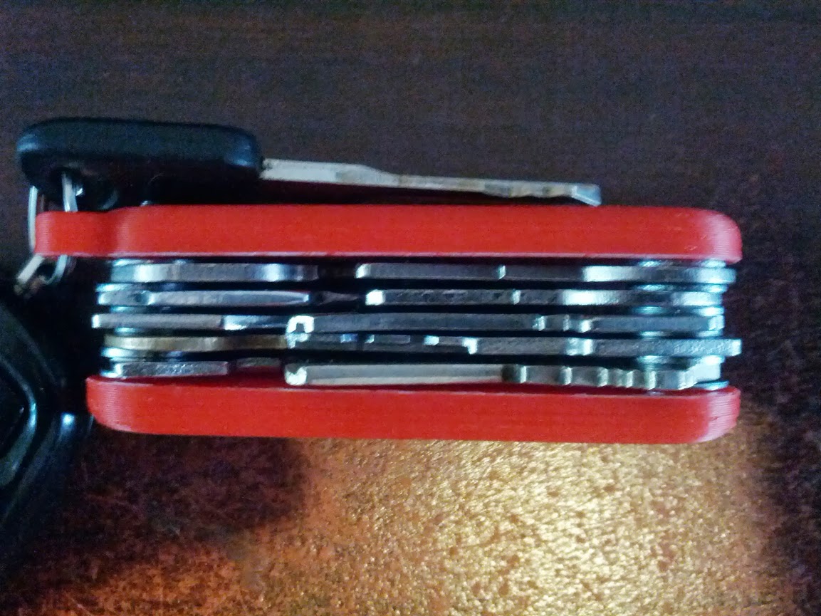 Swiss Army style keychain version 2 by outcastrc | Download free STL ...
