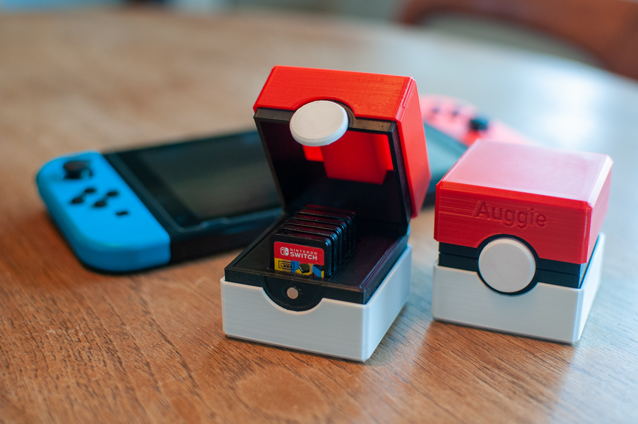 Switch Cartridge Case with Print in Place hinge