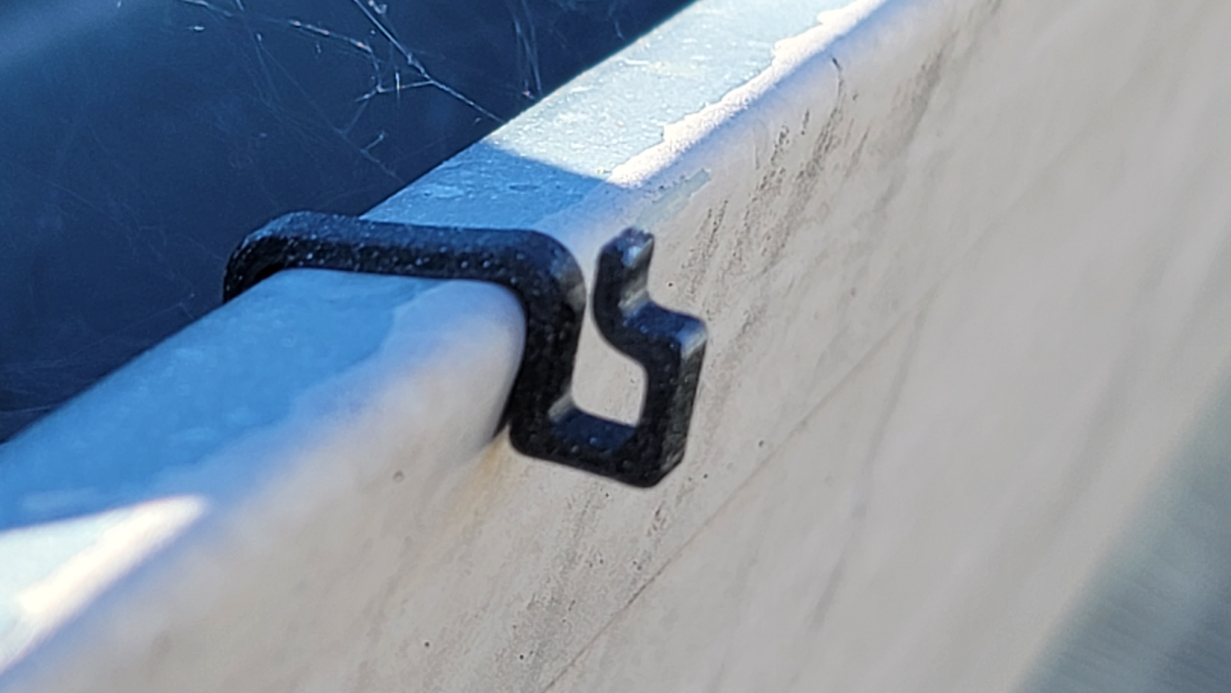 Christmas Lights Rain Gutter Clip by geokscott | Download free STL ...