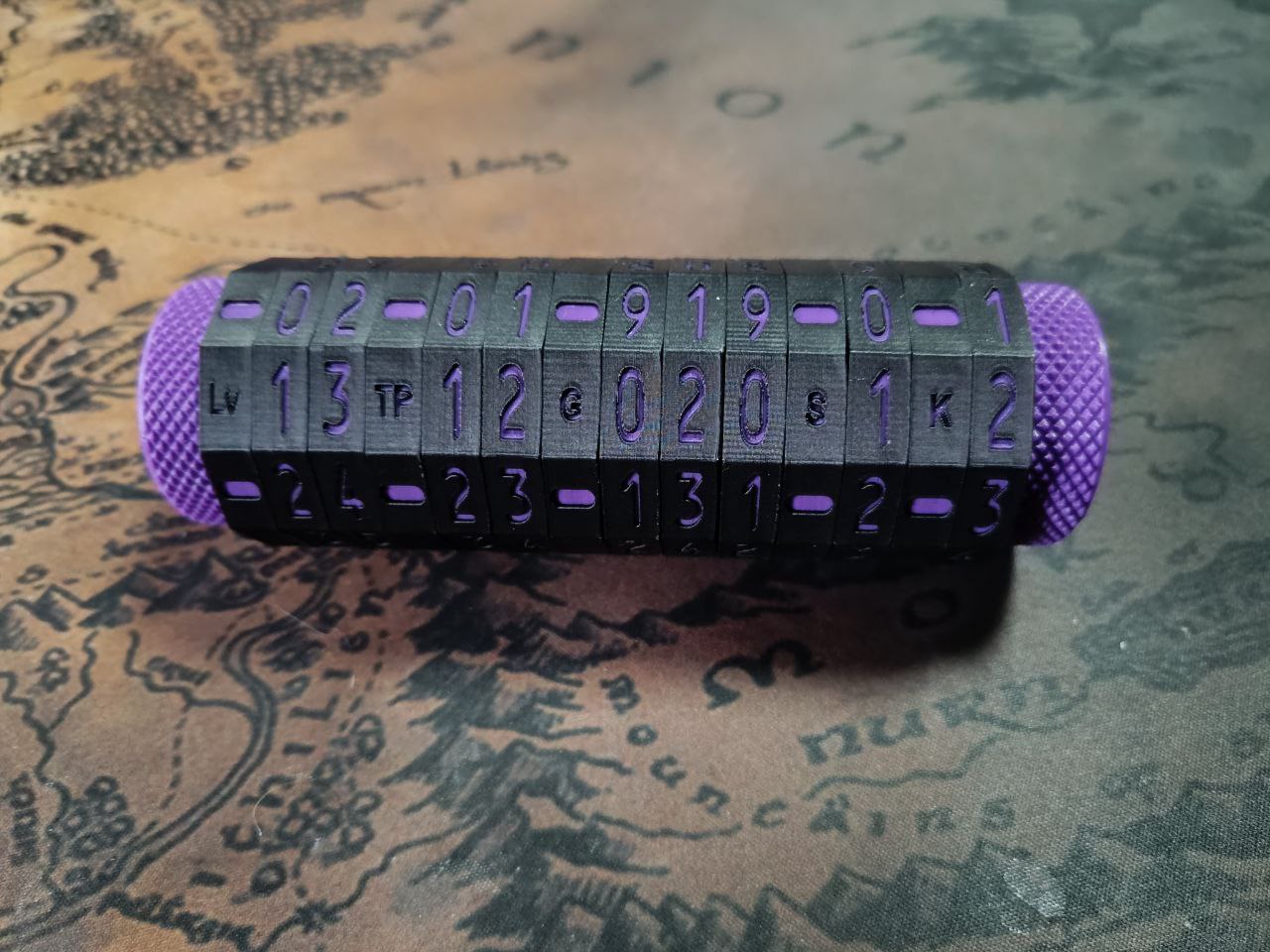 DnD/Tabletop lv, HP and Gold Counter by GamerForge | Download free STL ...