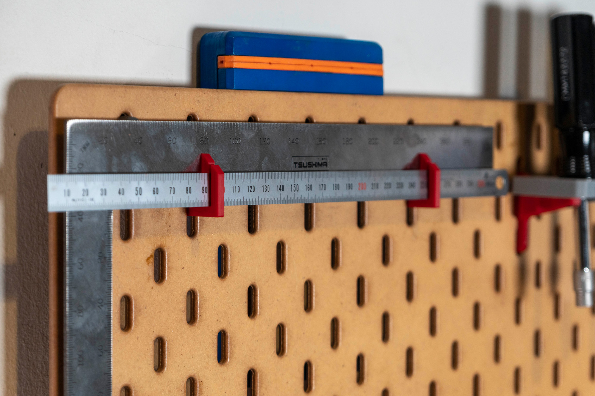 IKEA Skadis Square & Ruler Hooks by Simply Maker | Download free STL ...