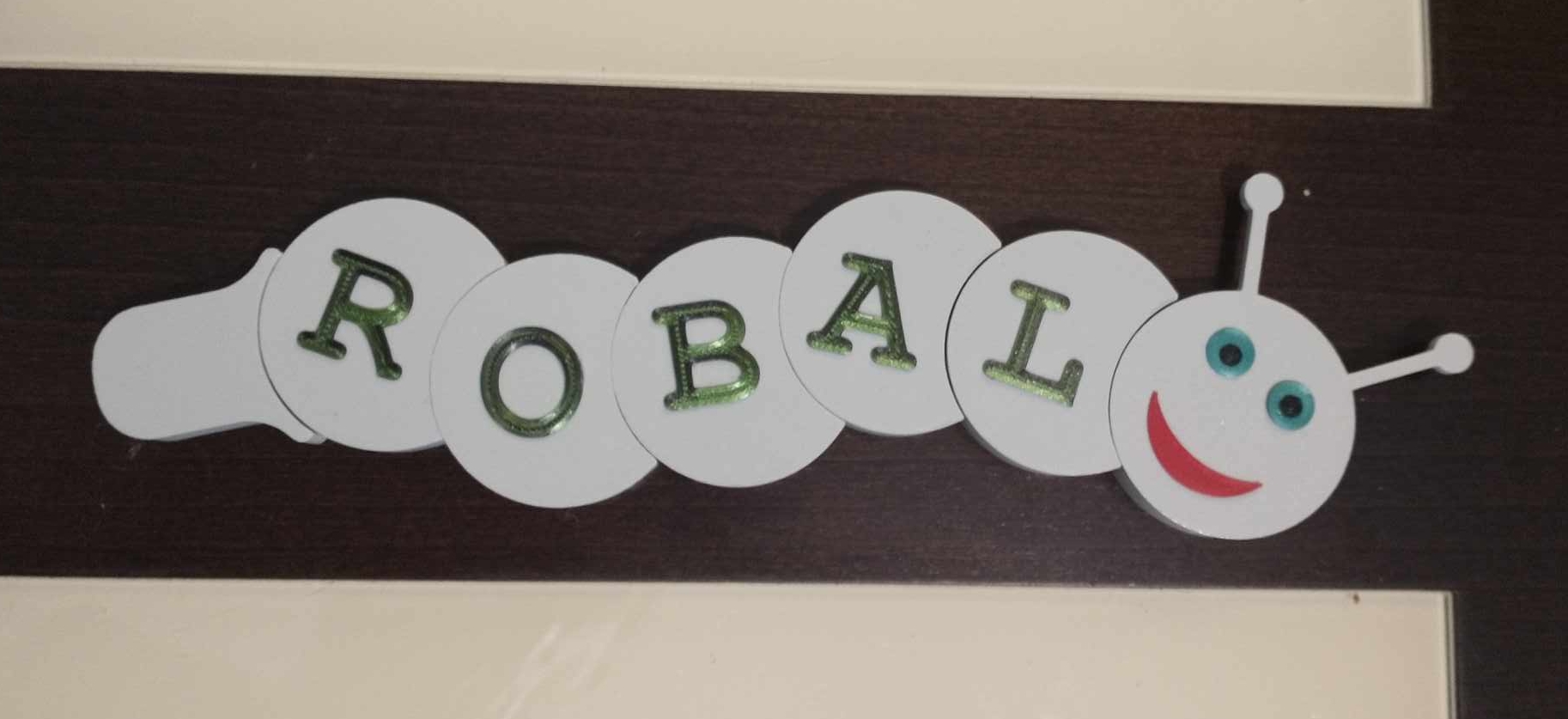 ROBAL - a fully functional infinite educational worm. Articulated da ...