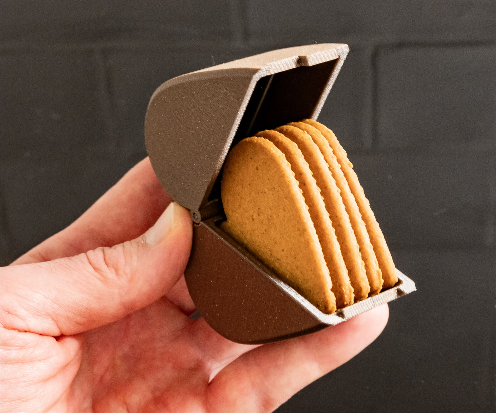 Gingerbread case and form by Bent Derailleur | Download free STL model ...