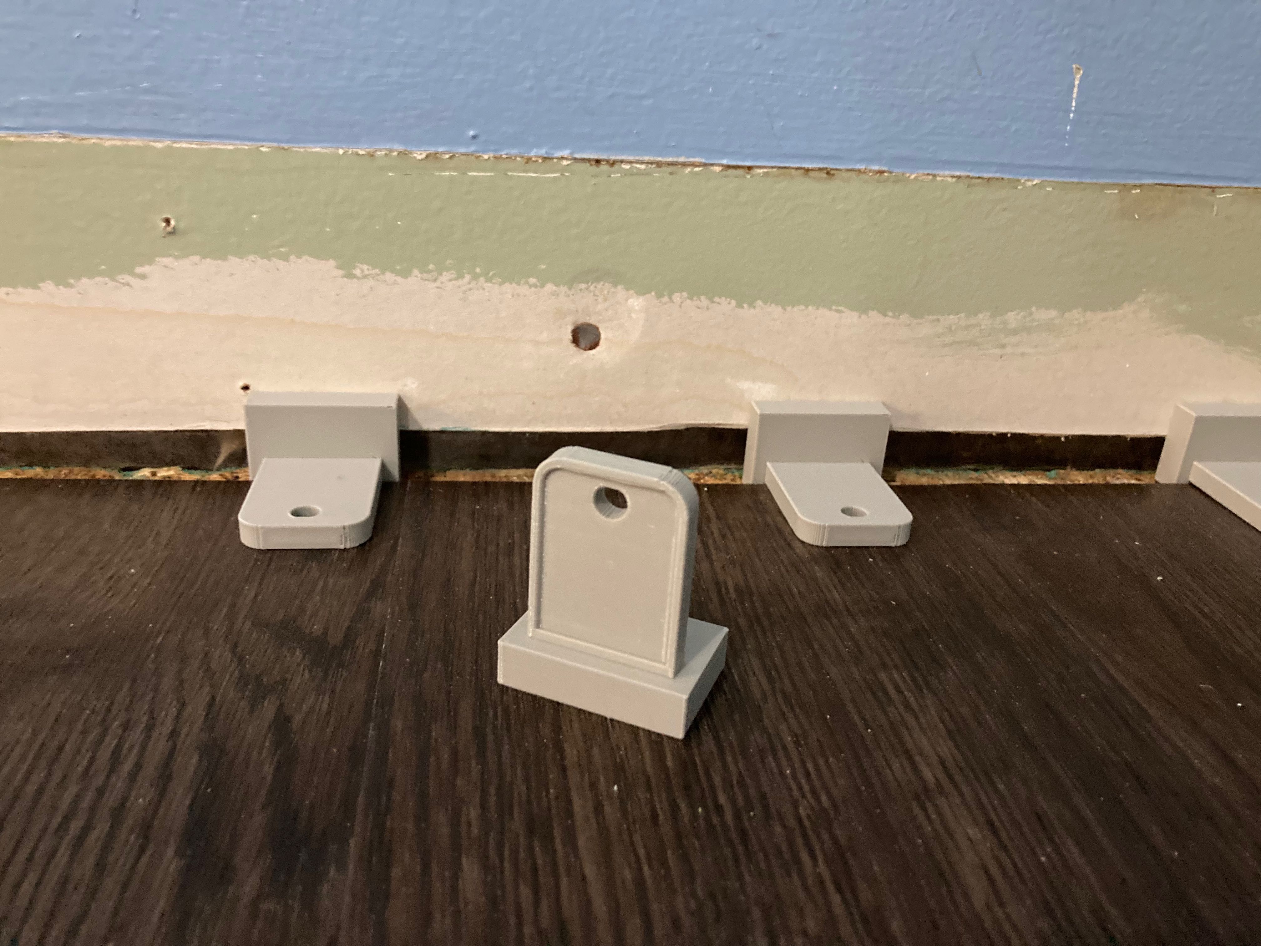 Laminate flooring installation spacers (4mm flooring, 1in tall) by ...