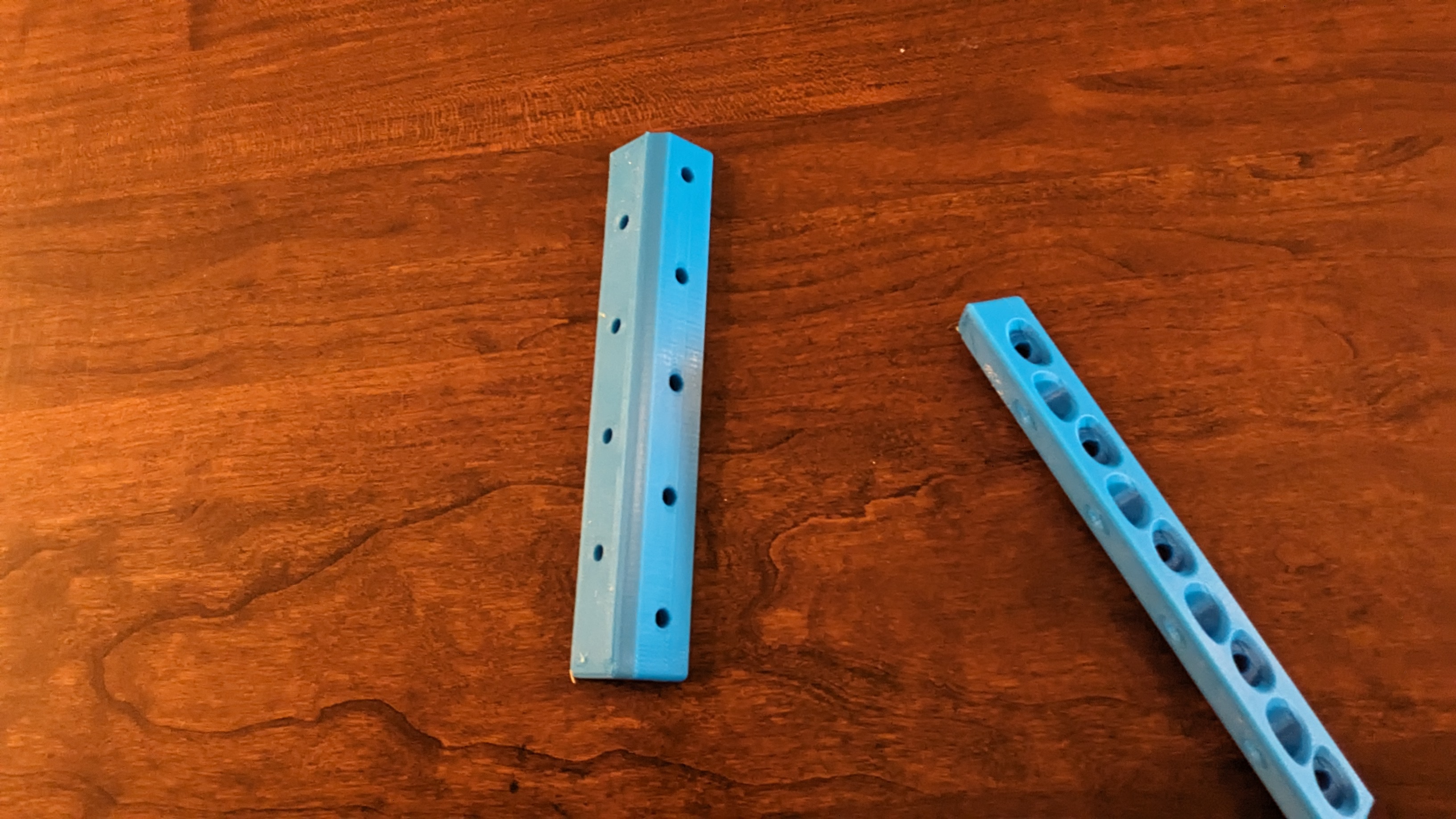 Shelf holder / support by Ryan Hutchinson | Download free STL model ...