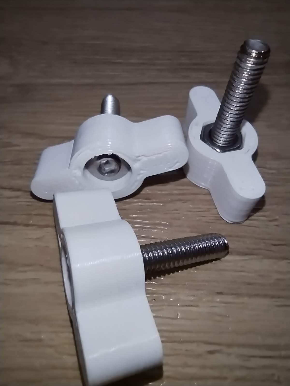 WingBolt - Turn Your Bolts Into Wingnuts by DraftYeti | Download free ...
