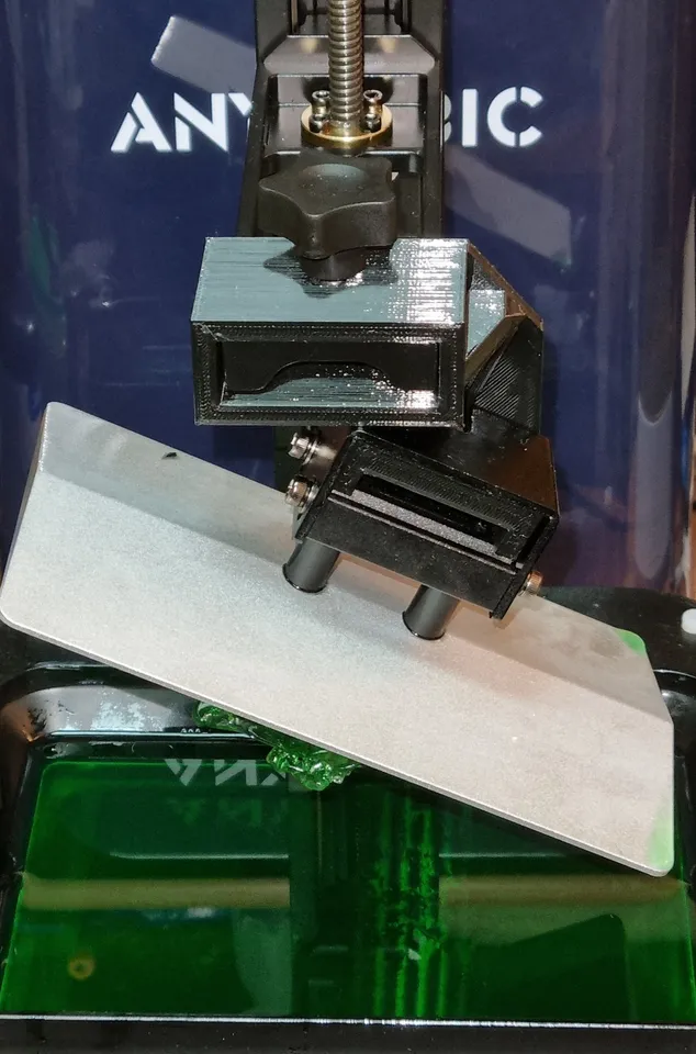 Anycubic Photon Mono 2 Resin Drip Holder by Sezon | Download free STL ...