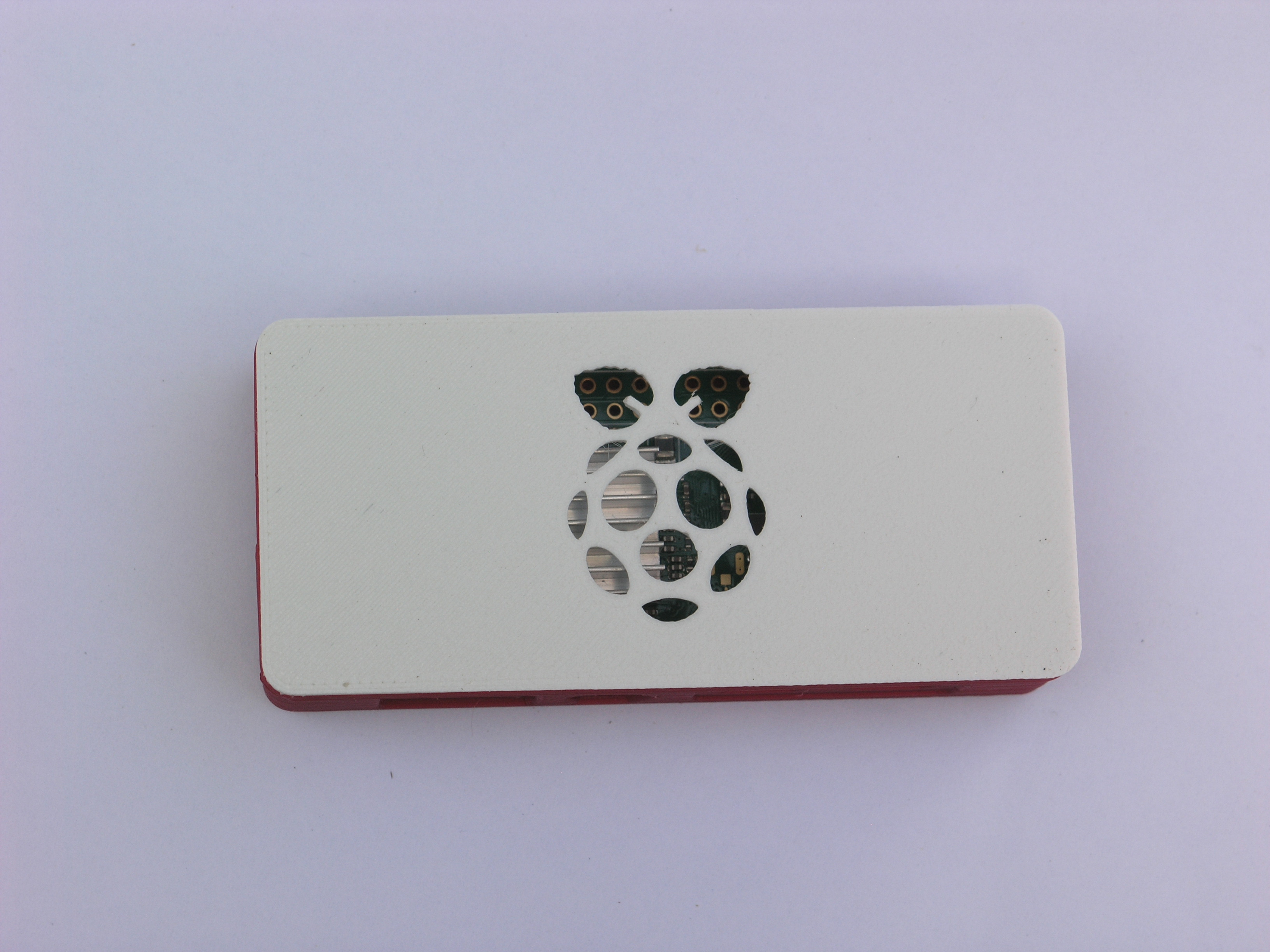 Raspberry Pi Zero simplistic case with logo [Remix] by Pea Prog ...