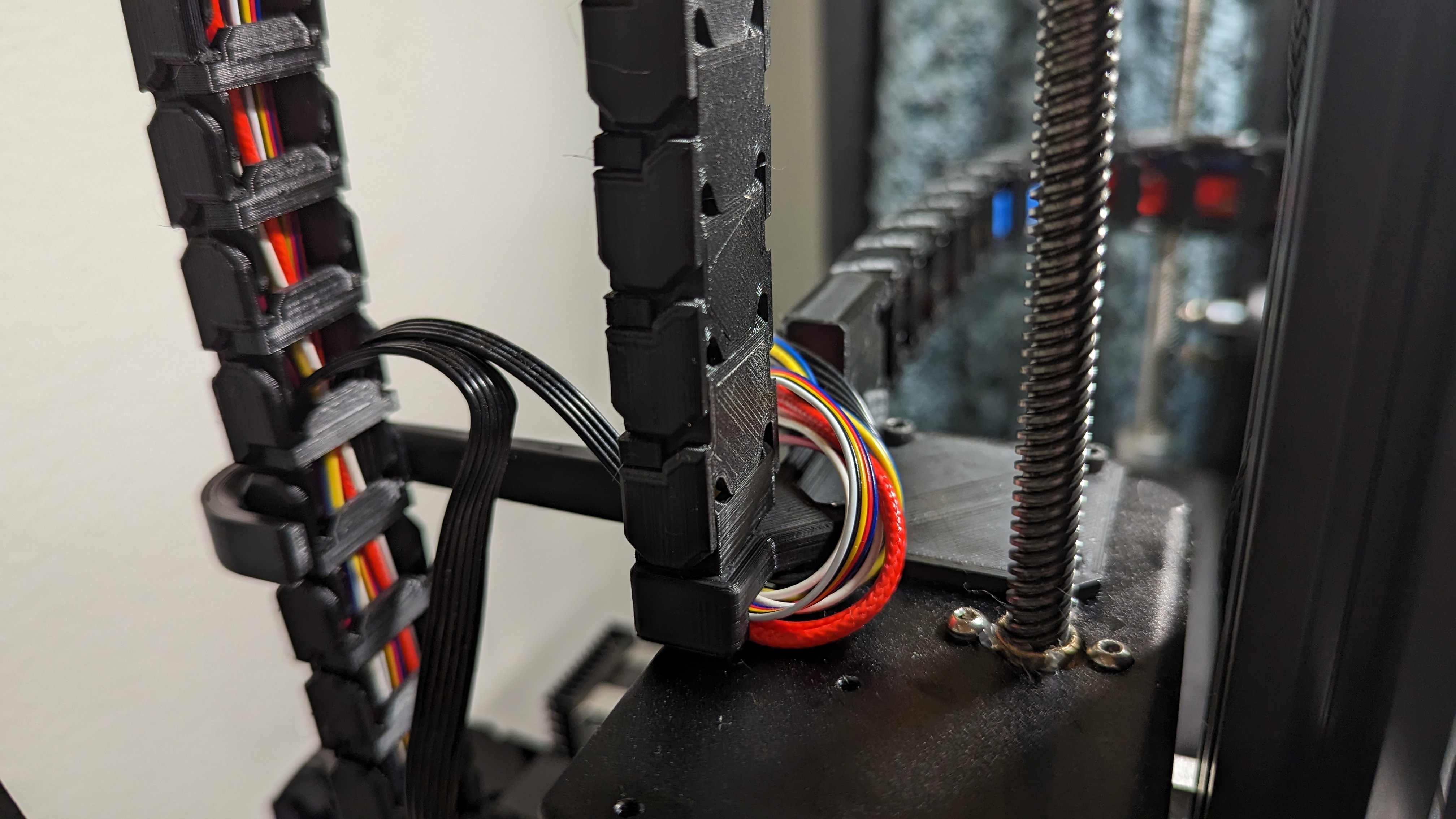 Ender 3 v2 Neo Cable Chain and Direct Drive extruder mount by ...