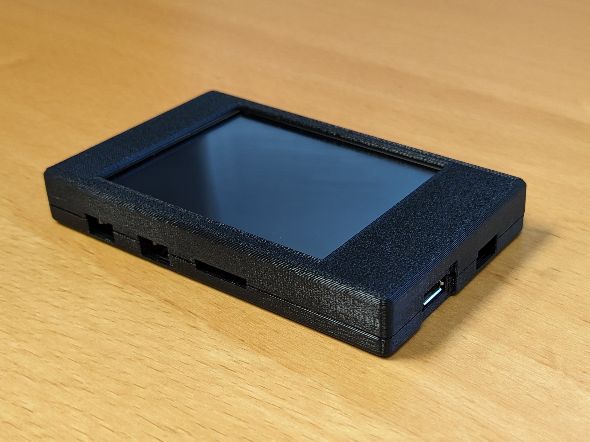 Enclosure for Sunton ESP32-2432S028R Cheap Yellow Display by mdkendall ...