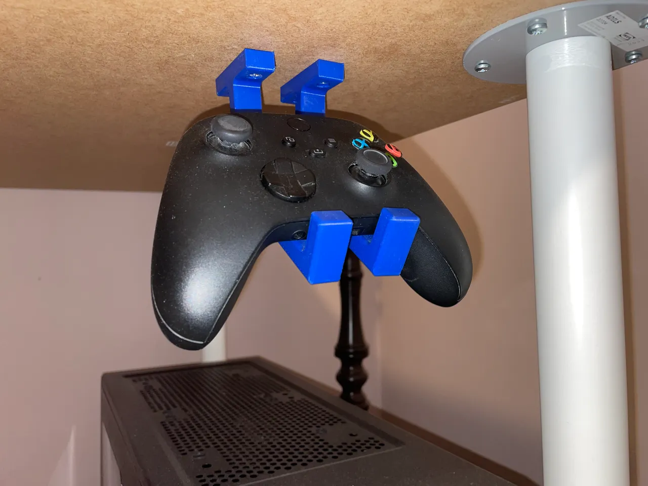 Xbox Controller Bracket - Screw Mount Under Desk Wired by TClear ...