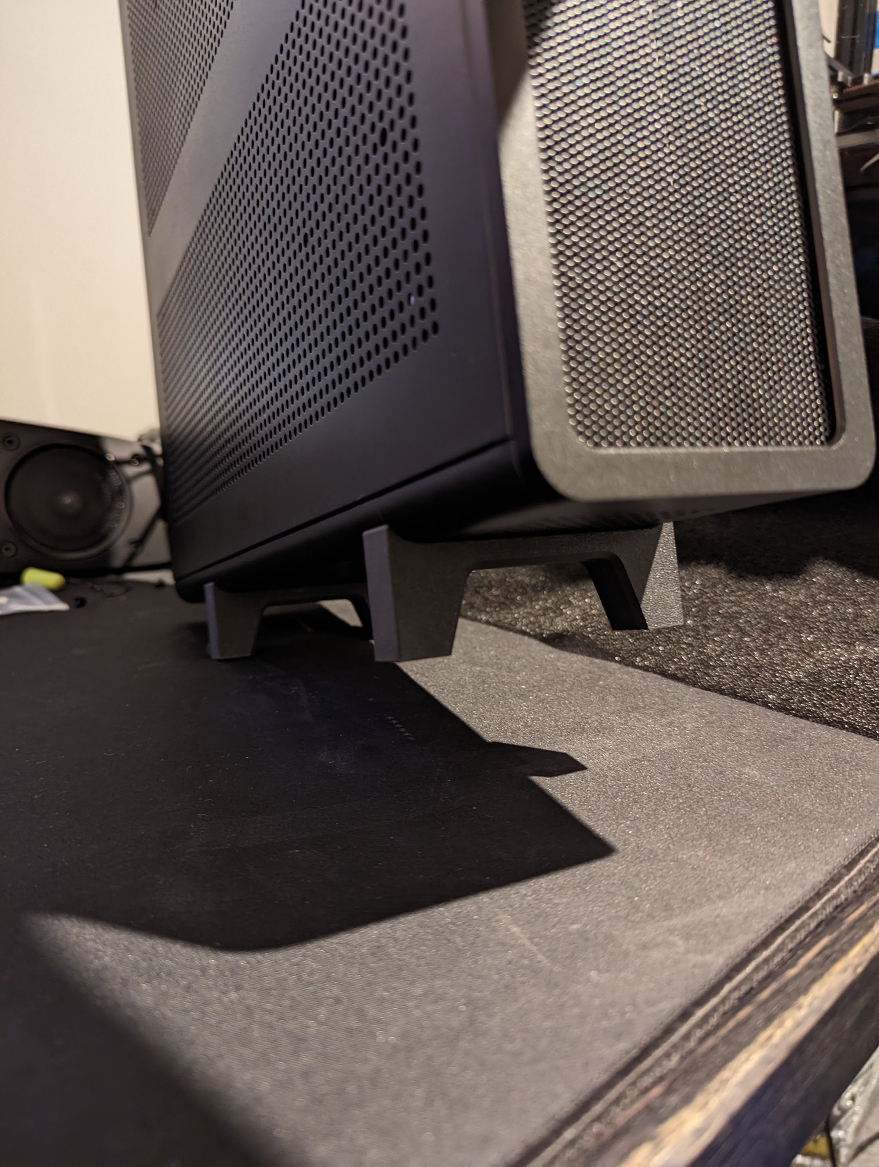 Riser Feet for Fractal Design Ridge PC Case by Andrew Sorensen ...