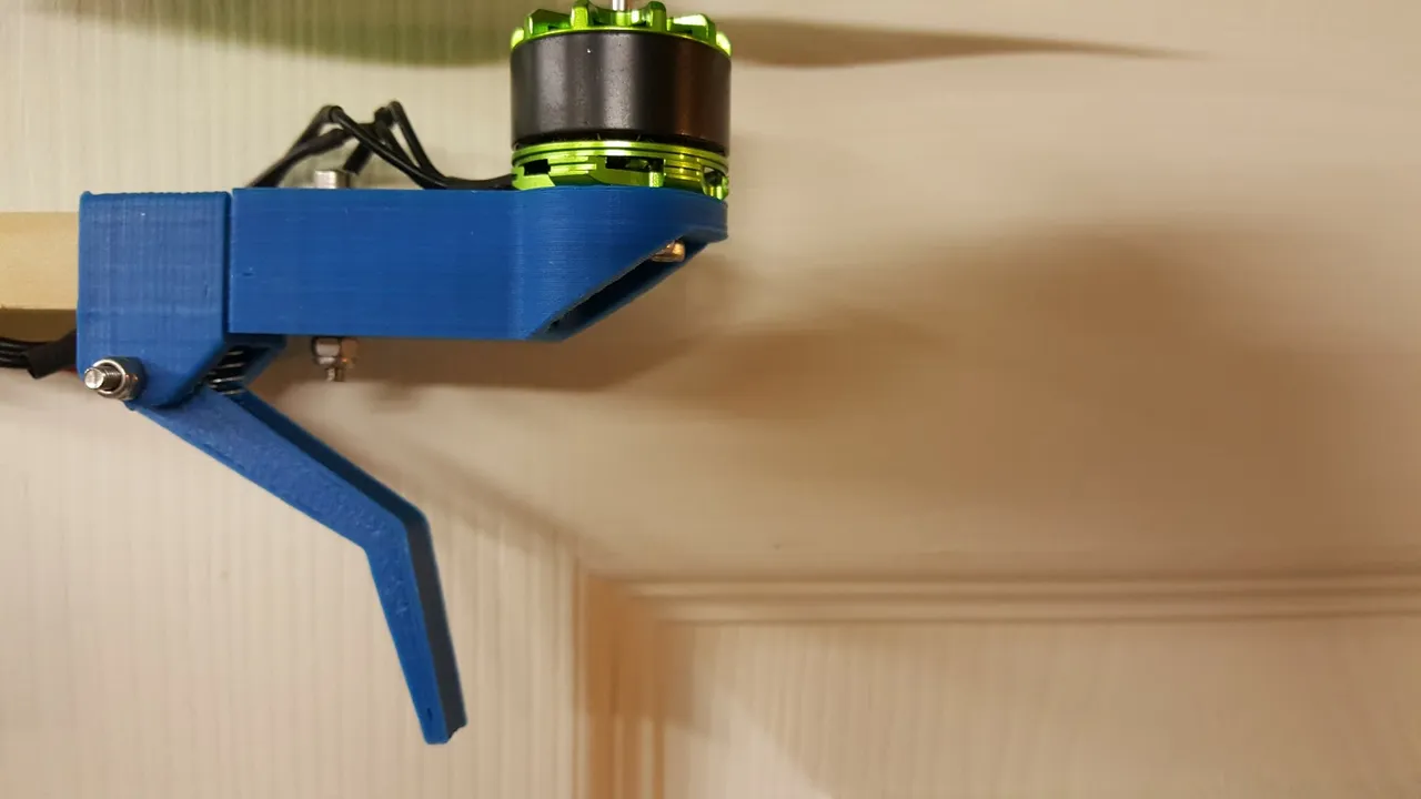 Tricopter by outcastrc | Download free STL model | Printables.com