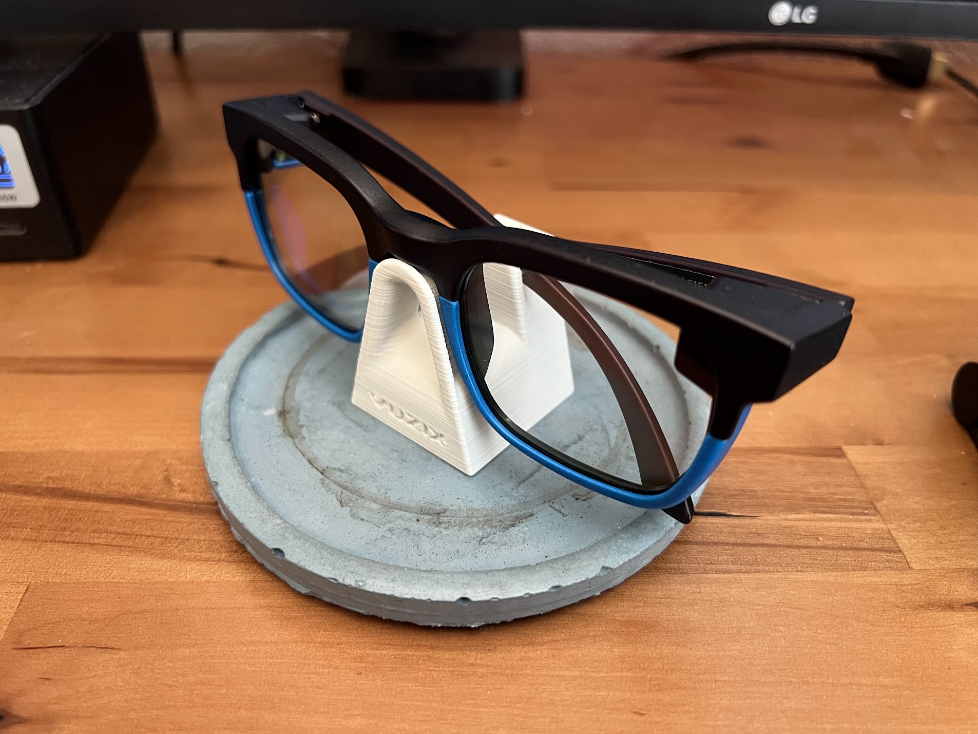 Vuzix Ultralite Stand by Kyle Falconer | Download free STL model ...