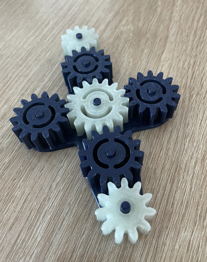 Moving Gears by TechGuyChad | Download free STL model | Printables.com
