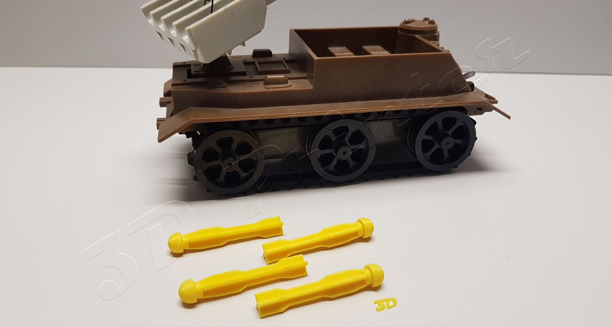 BOJOVÝ TRANSPORTÉR - IGRA r. 1990 ČSSR - RAKETY by 3D-PRINTER | Download free STL model ...