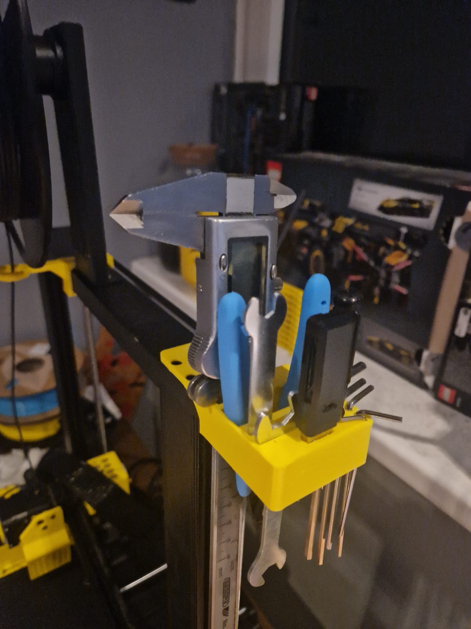 Ender-3 V3 SE Tool Holder | Remix by MehhT | Download free STL model ...