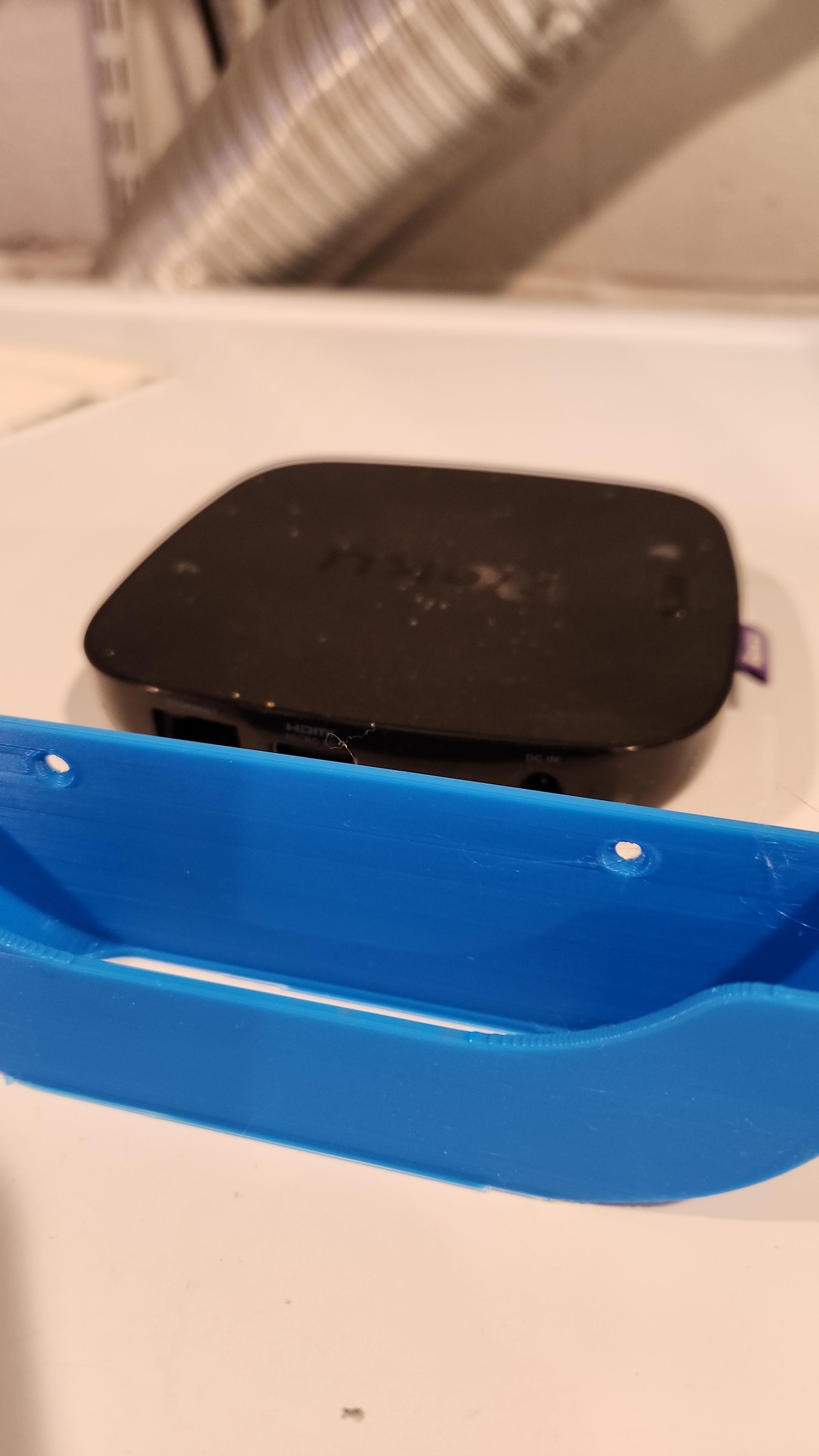 Roku Ultra Mount with Screw Holes by enahs | Download free STL model ...