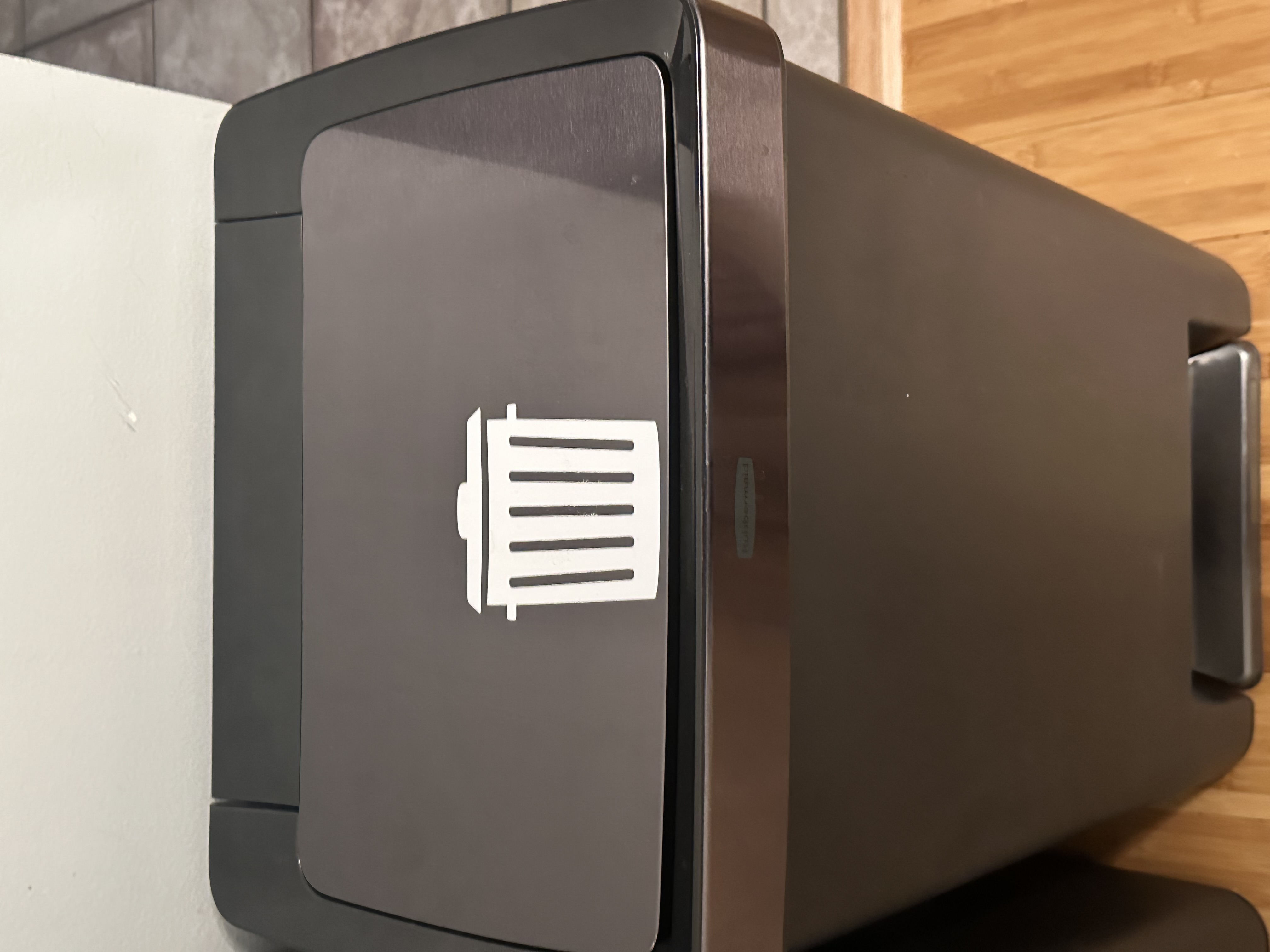 Rubbermaid Premier Series IV Lid Fixer by LS | Download free STL model ...