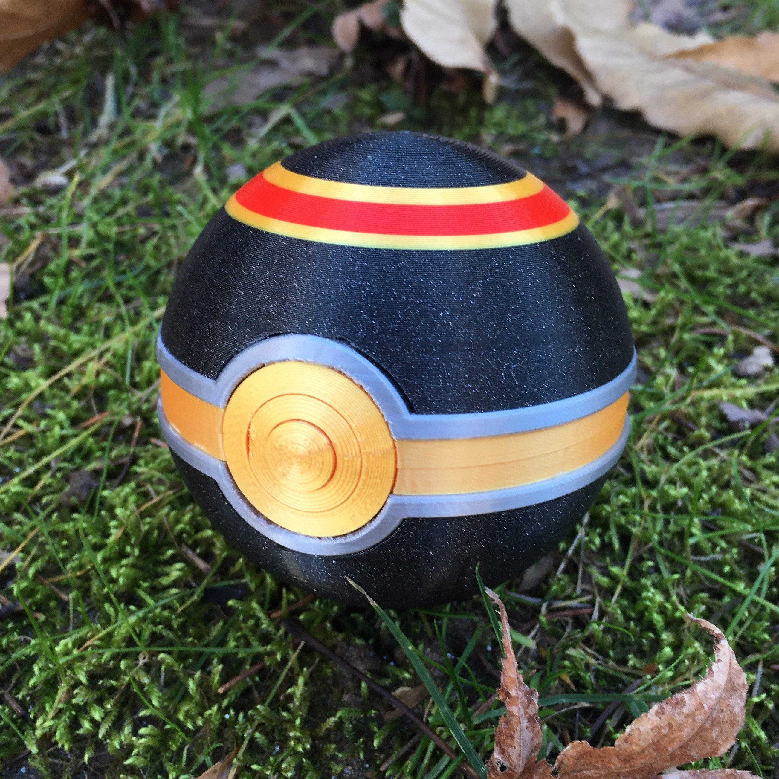 Pokeball by yoyothechicken | Download free STL model | Printables.com