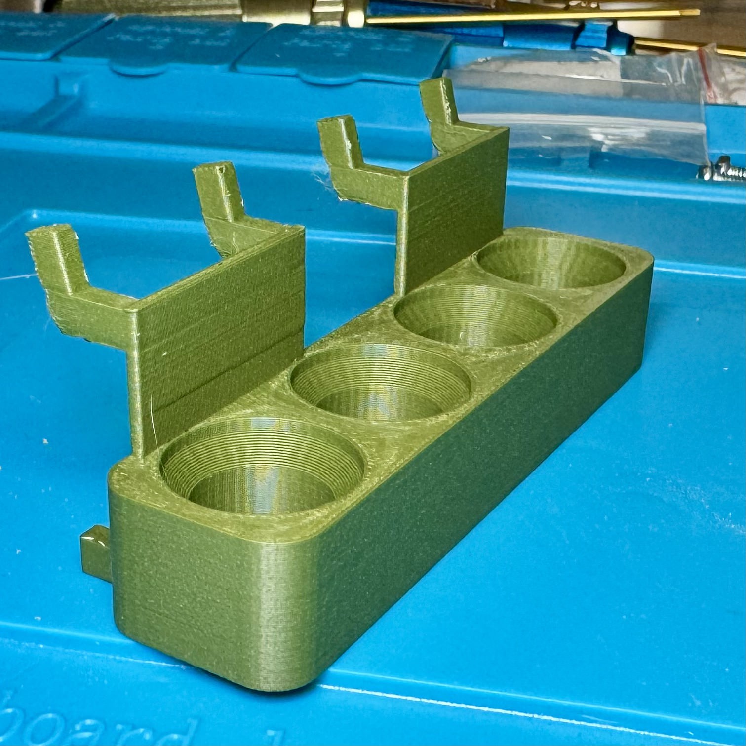 Pegboard Hexdriver Holder by Stealinglight | Download free STL model ...