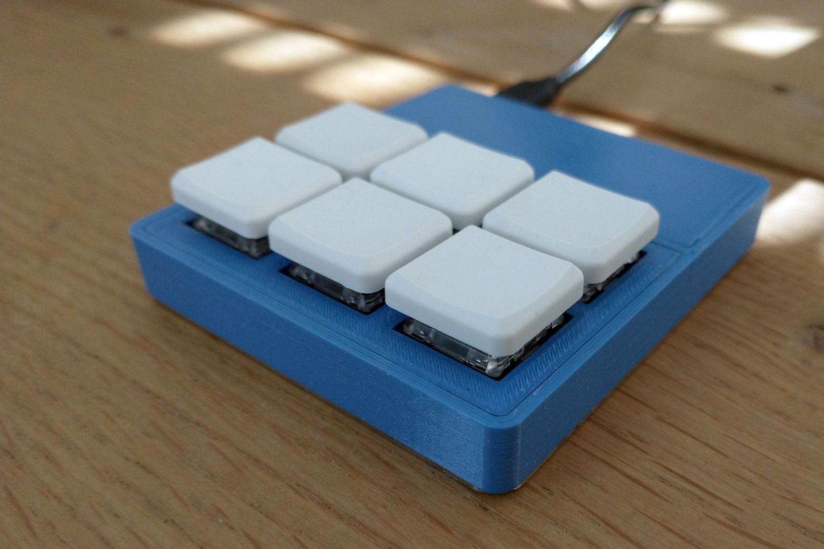 Slim 6 Key Macro Keypad by JGW | Download free STL model | Printables.com