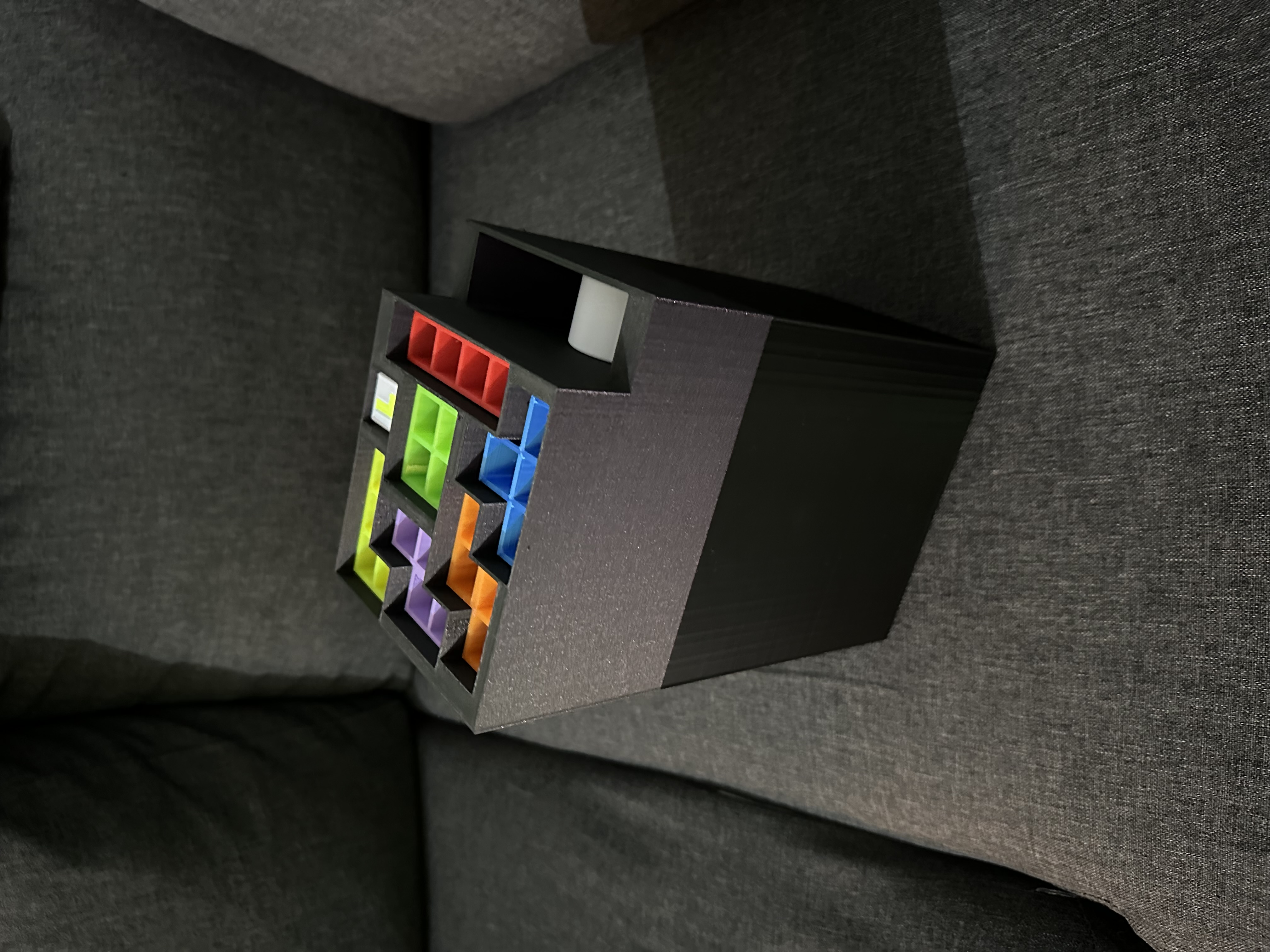 Balance Tetris Storage Box von Kristoffer Grøtte Pinderud | Kostenloses ...