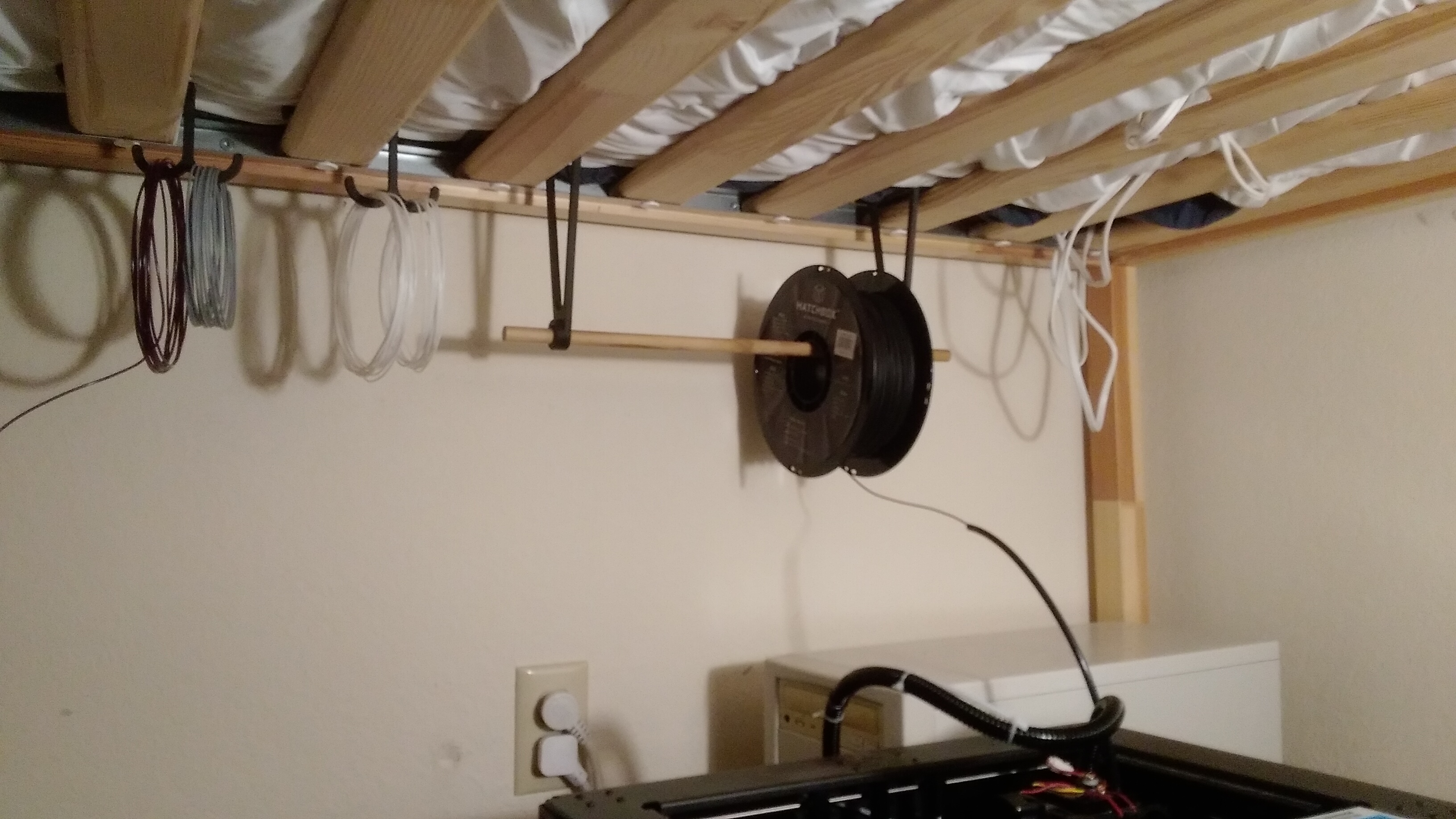 Filament hanger by EdLies | Download free STL model | Printables.com