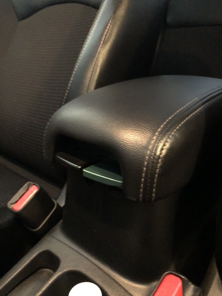 console housing cover - front armrest lock by Emeric Chenay | Download ...